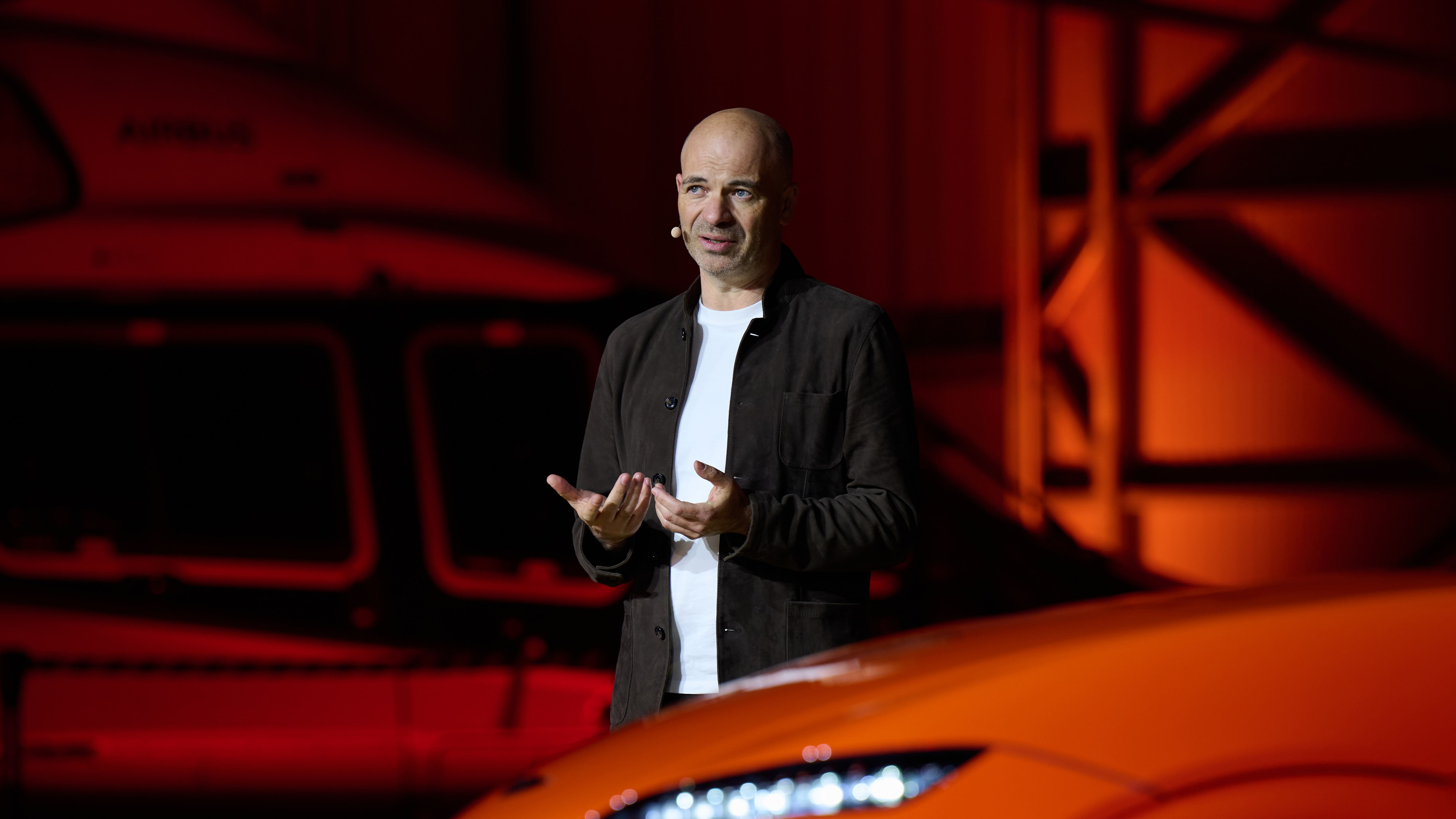 GENESIS EMBARKS ON A NEW DECADE WITH LUXURY HIGH PERFORMANCE