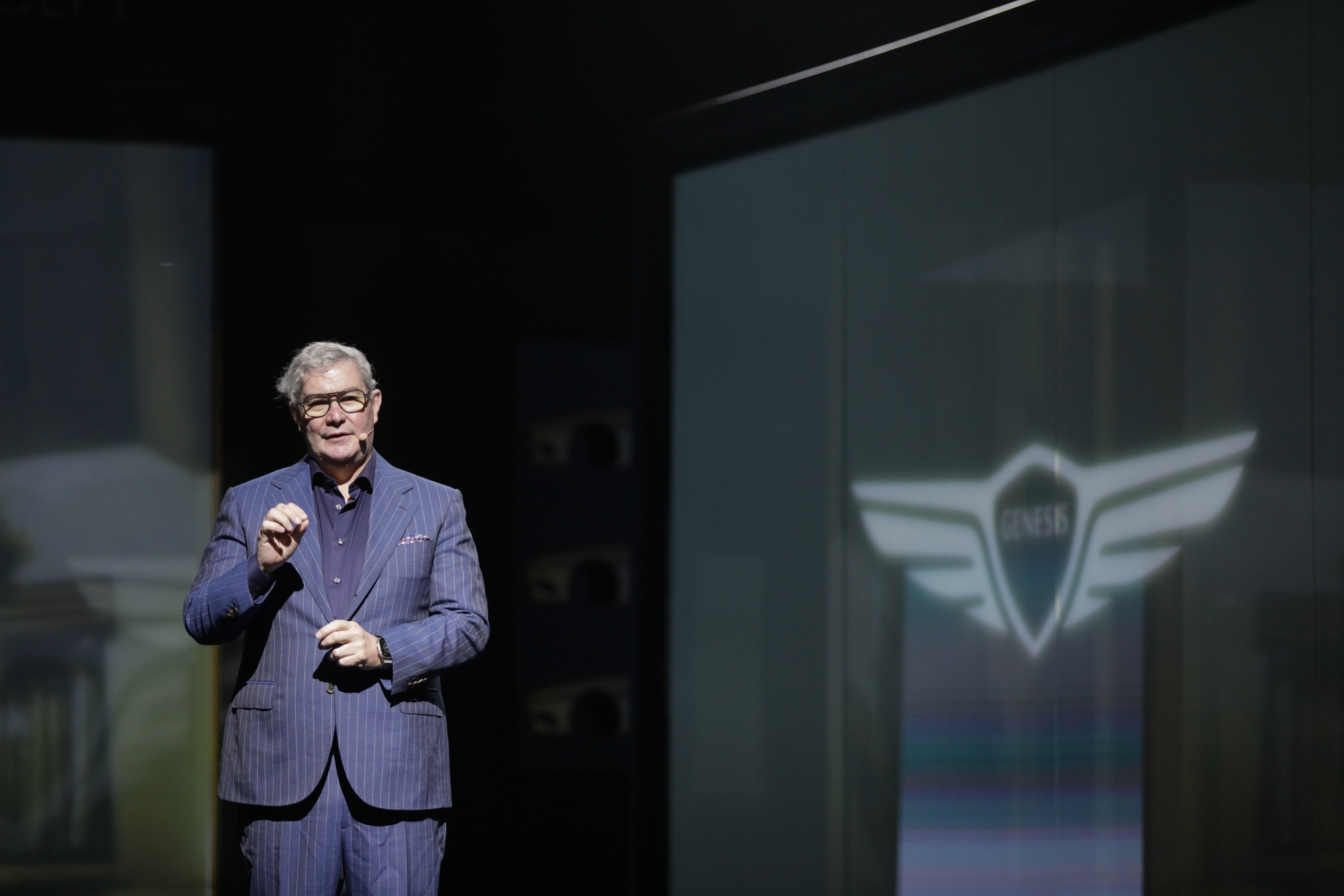 GENESIS UNVEILS X CONCEPT TRILOGY AT DUBAI OPERA