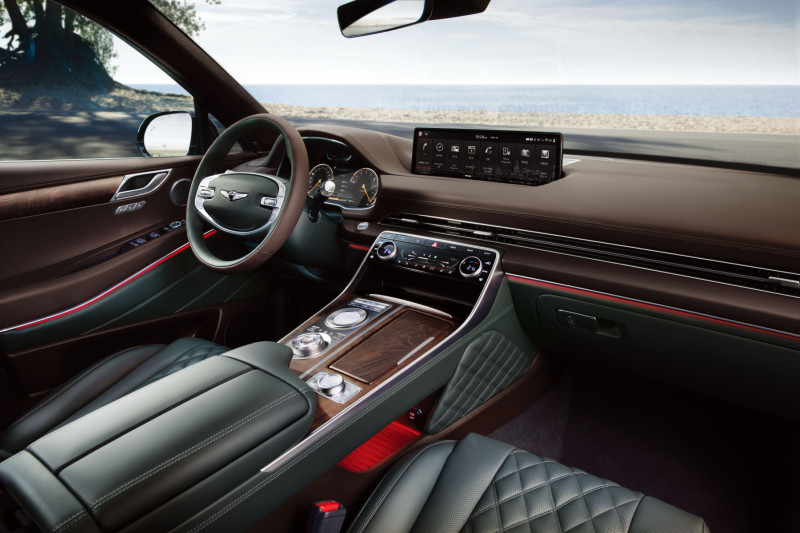 GENESIS LUXURY FLAGSHIP SUV GV80 DEBUTS IN SEOUL