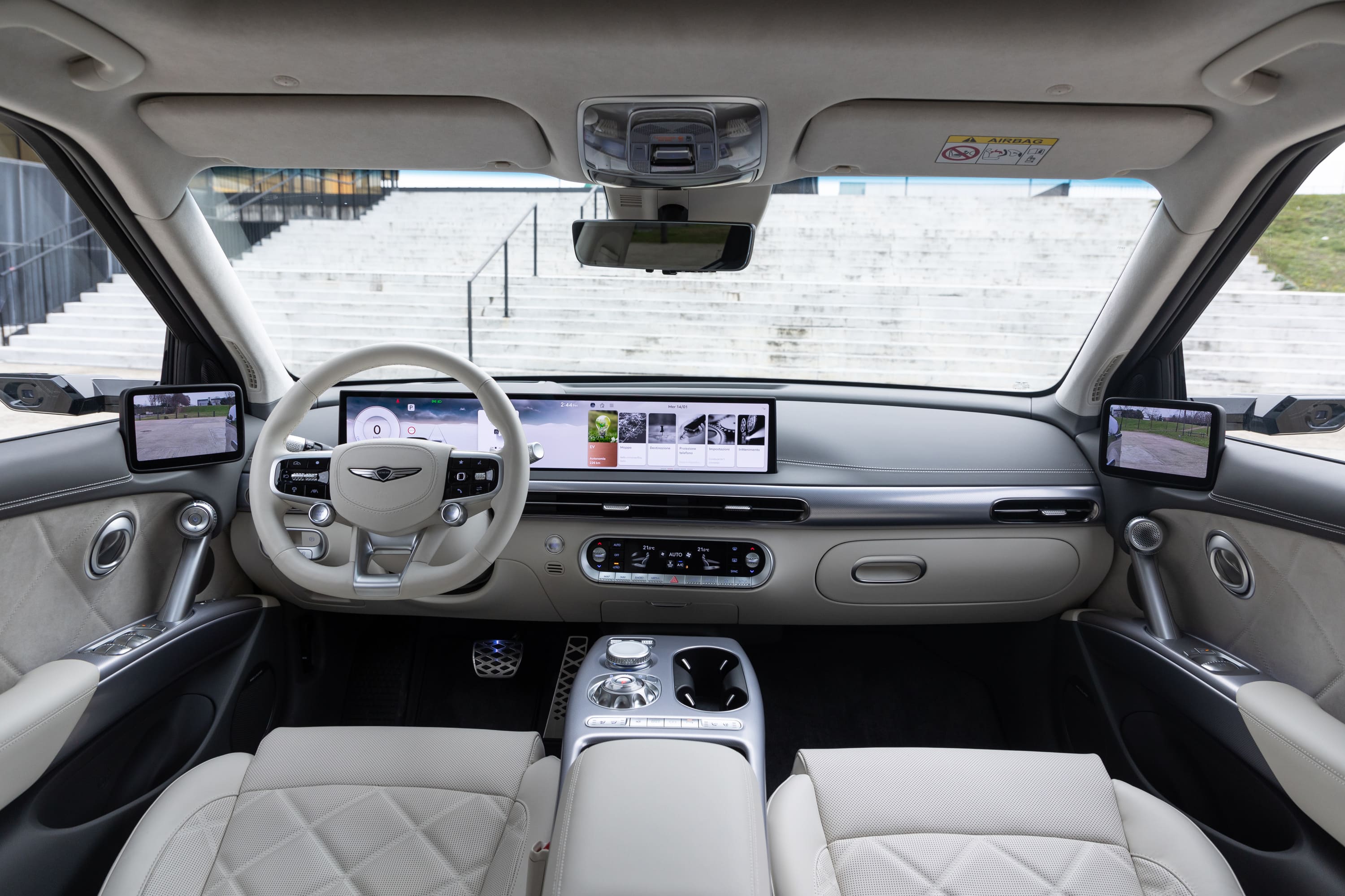 GENESIS MAKES ITS ITALIAN DEBUT