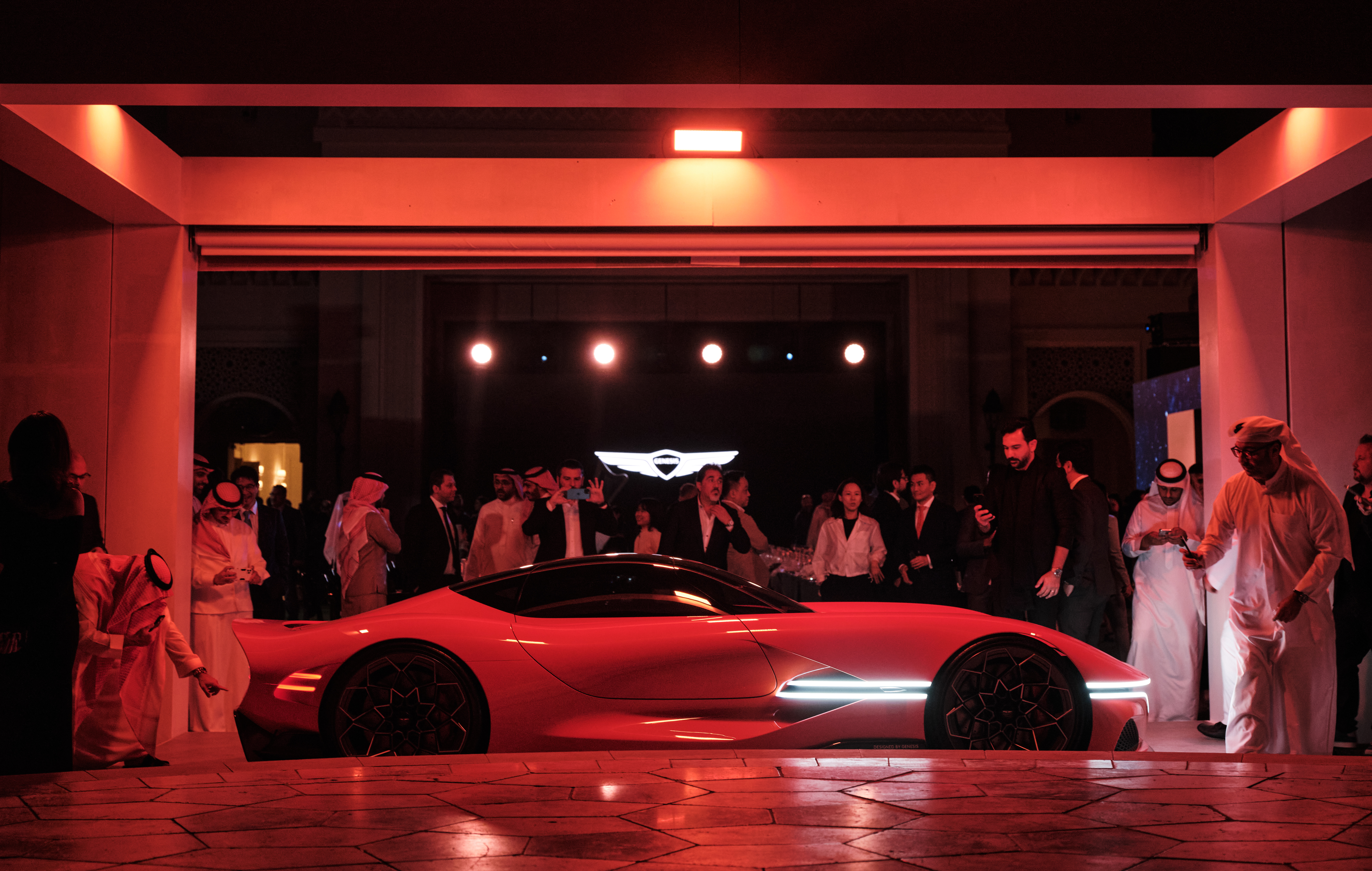 GENESIS LIGHTS UP DUBAI STAGE WITH VISION FOR PERSONALIZATION AND ...