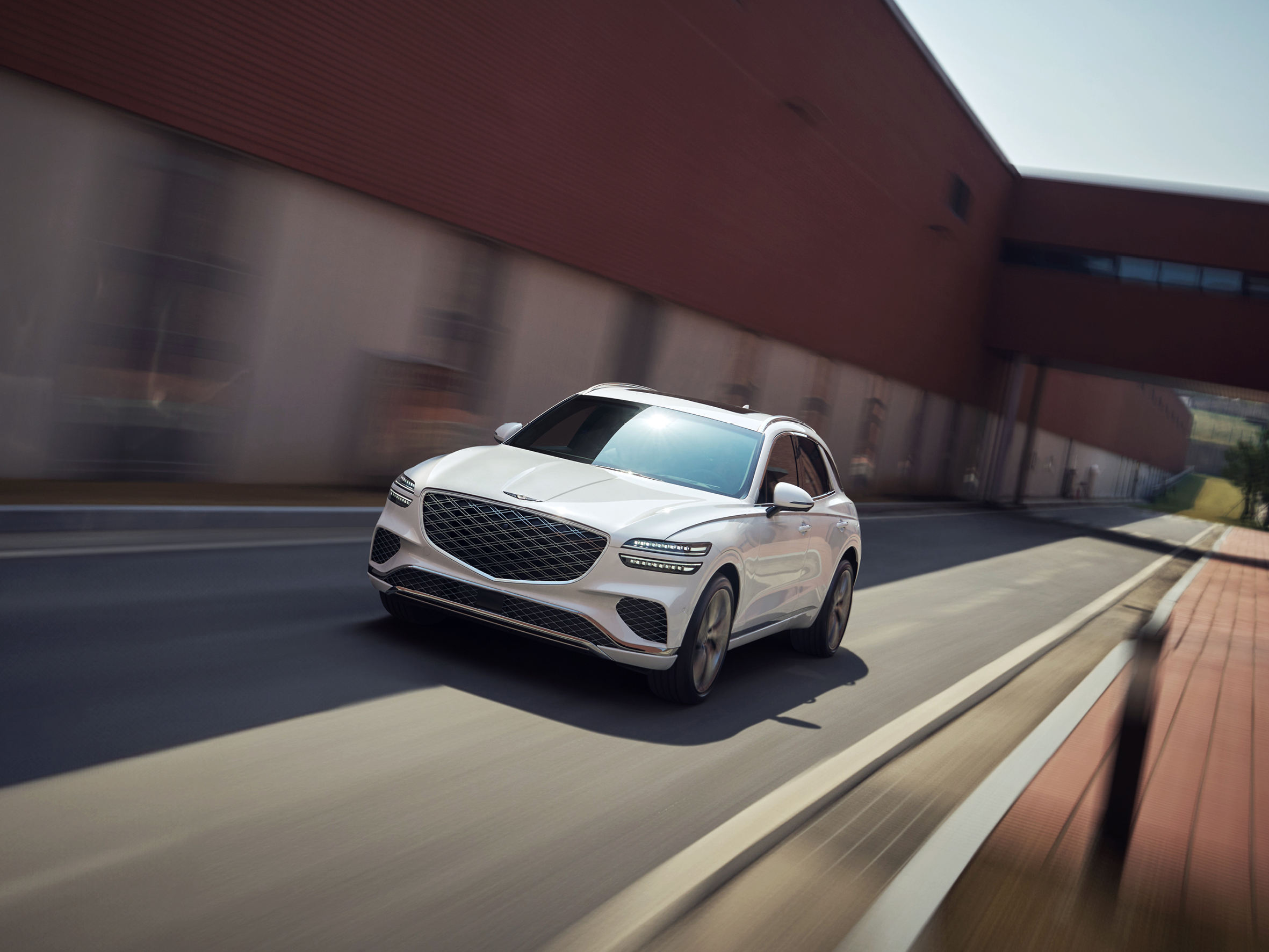 GENESIS UNVEILS NEWLY DESIGNED GV70