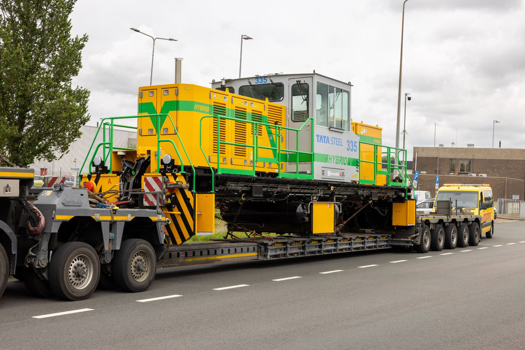 Nieuw binnen: de eerste hybride locomotief