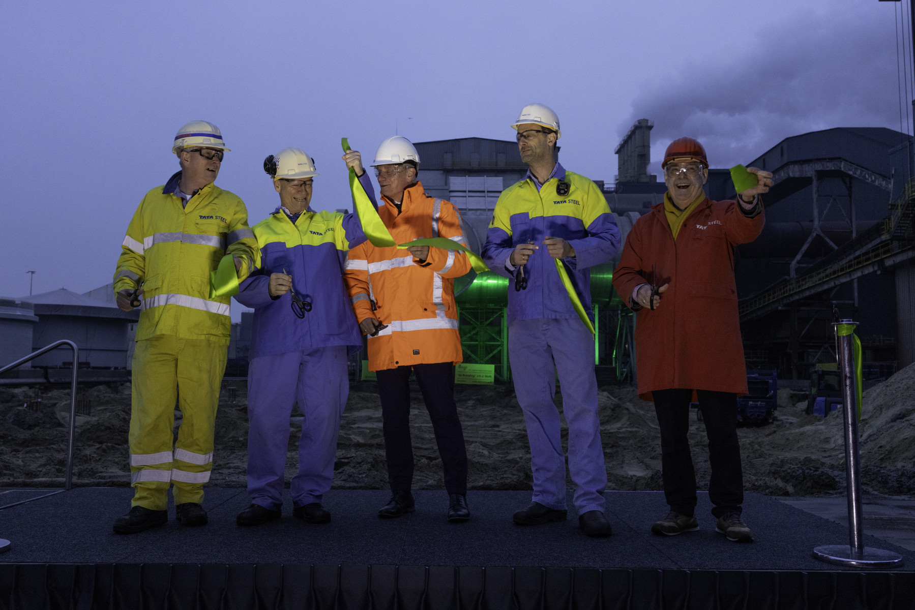 Tata Steel Nederland levert grote ontstoffingsprojecten op