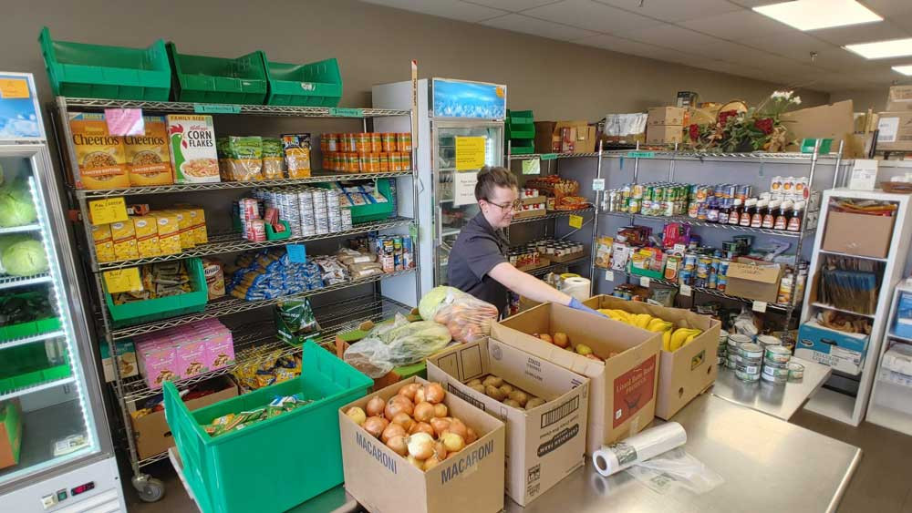 UCHealth food pantry invites backyard gardeners to grow extra row of ...