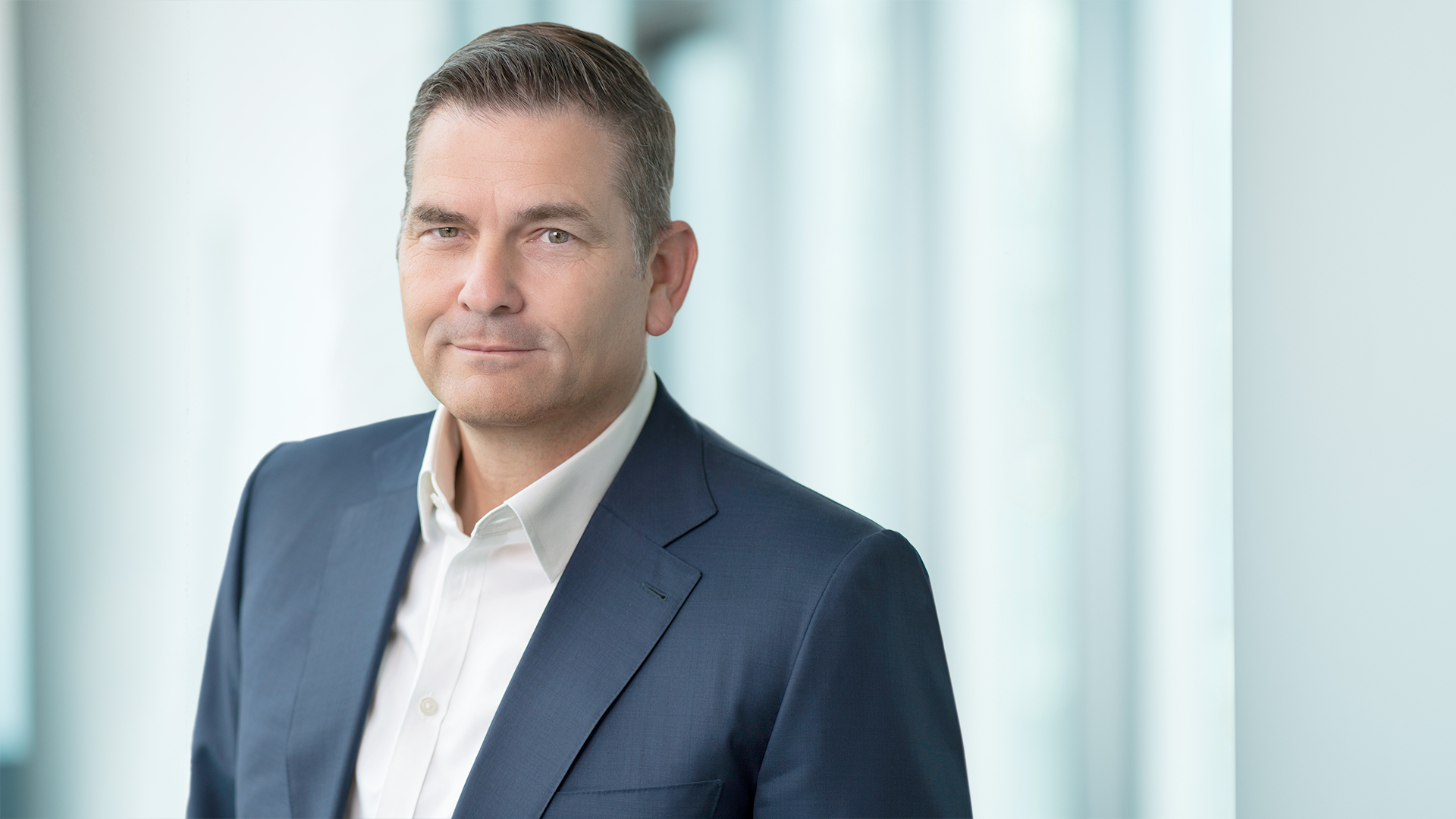 Knorr-Bremse Renews CEO Marc Llistosella’s Contract