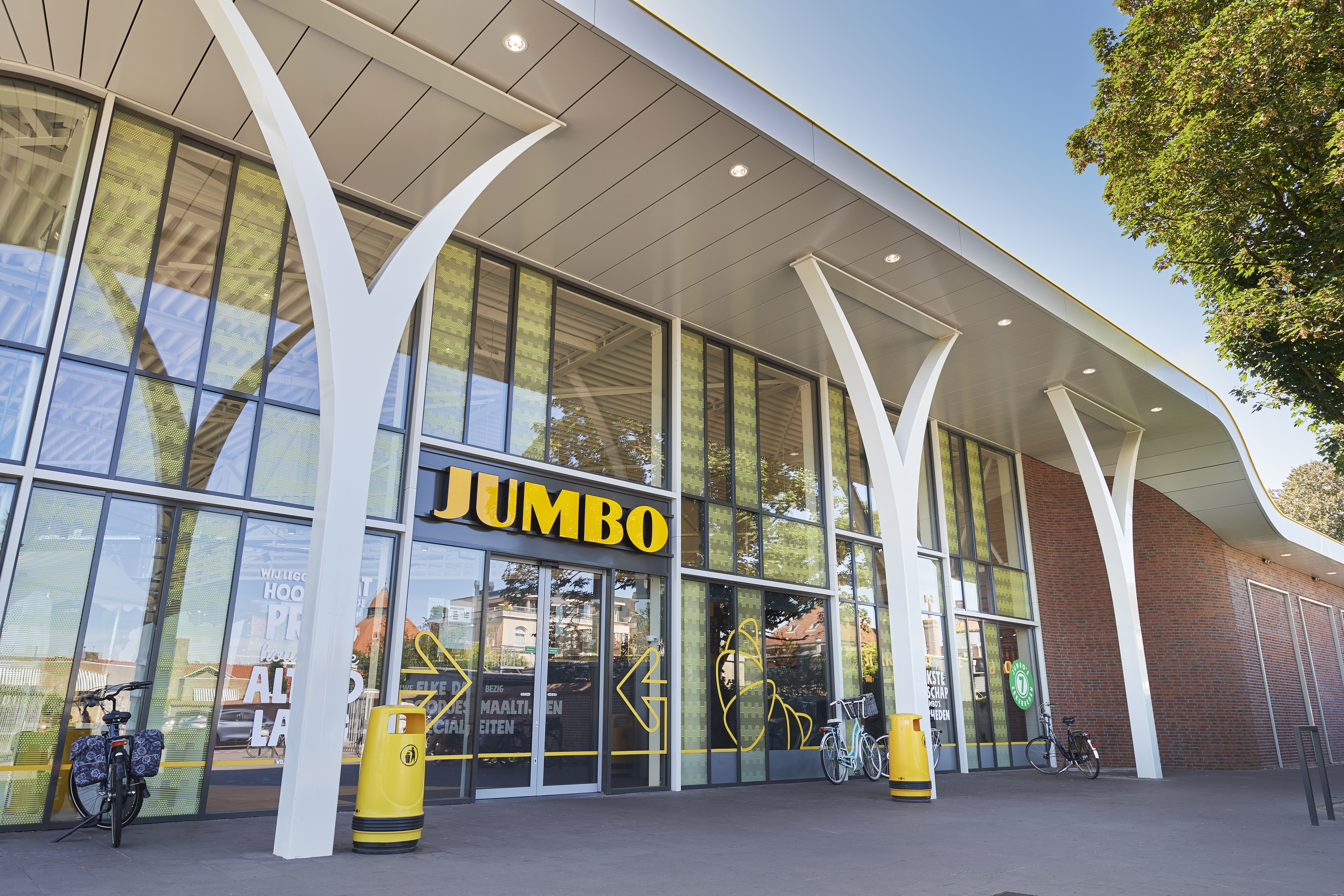 Jumbo neemt PLUS winkels Weert en Rosmalen over