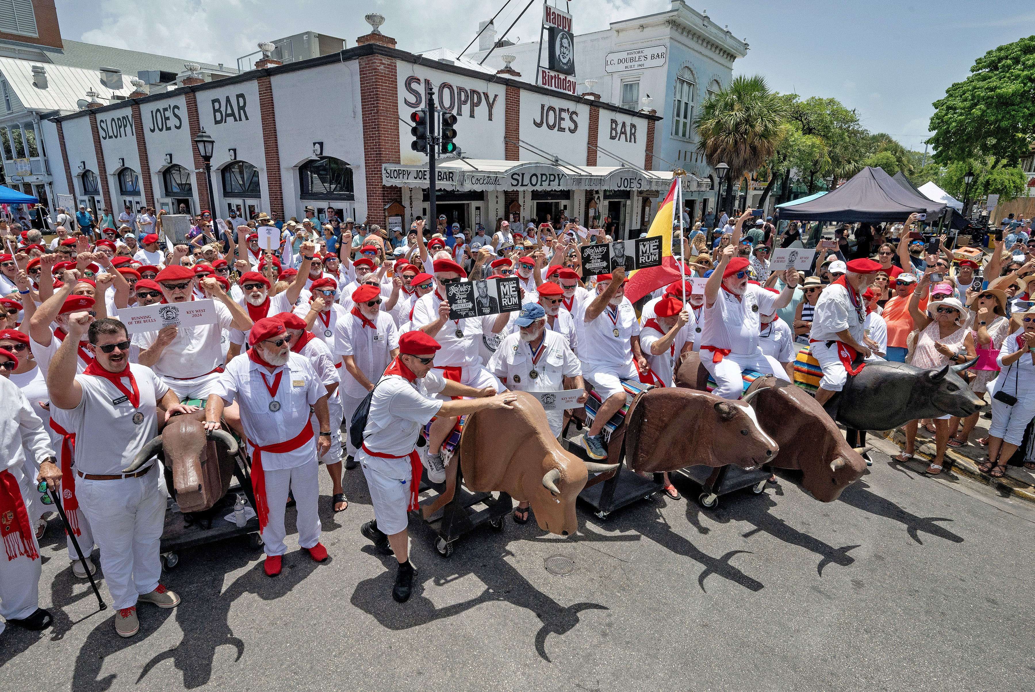 Hemingway Days in Key West: A Whimsical Tribute to a Literary Legend