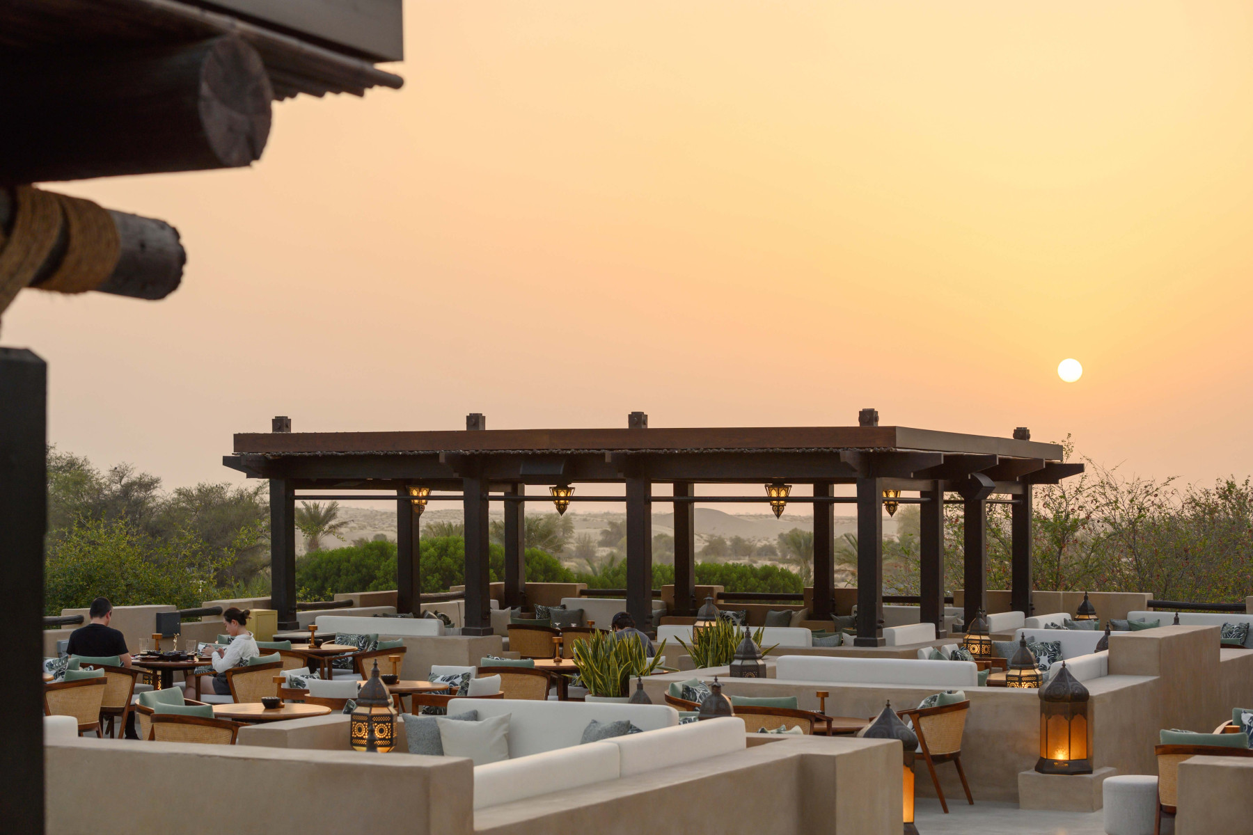 Anwā Sunset Lounge Unveils A New Menu