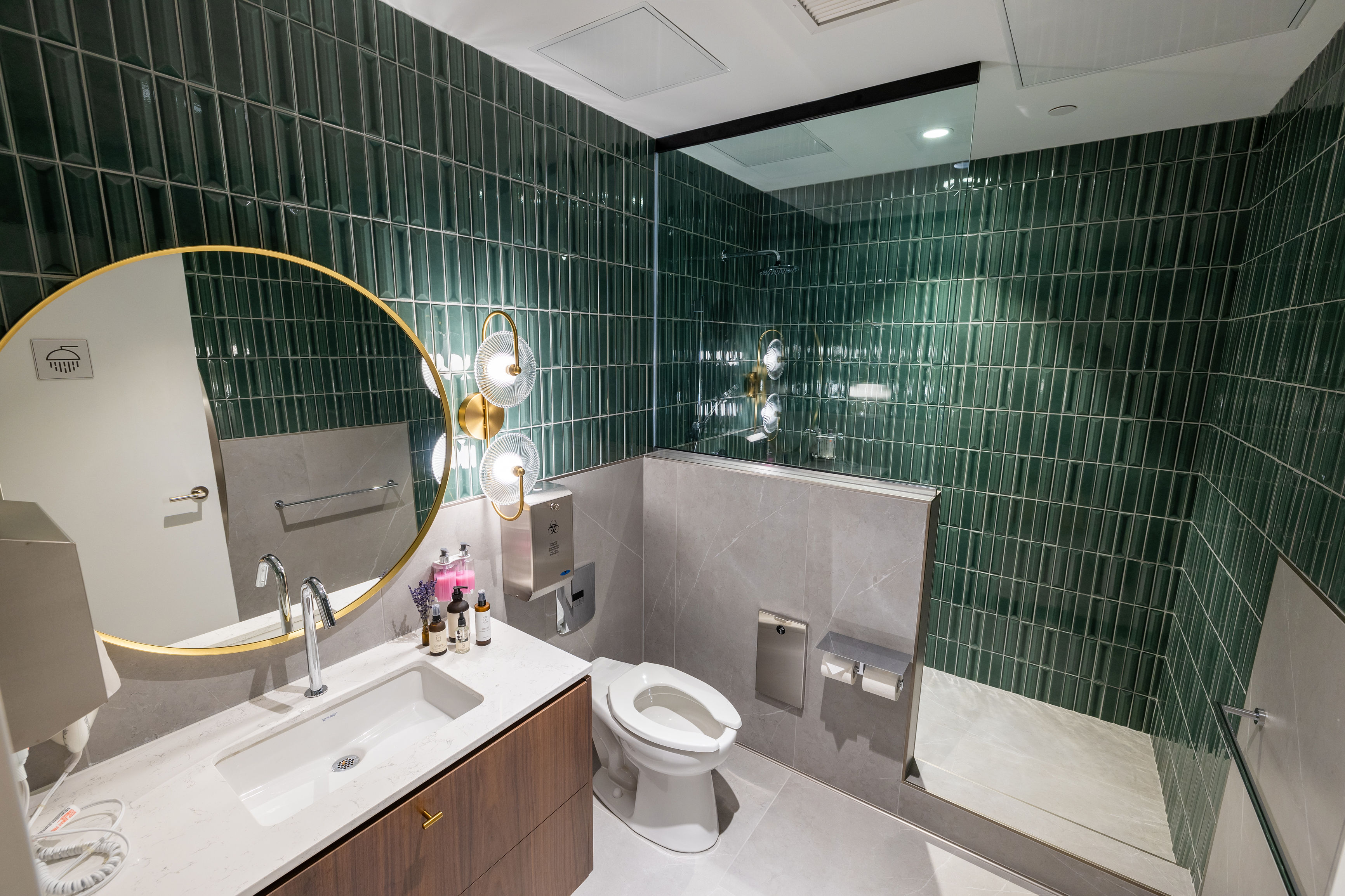 Elevate your travel experience at YVR with Plaza Premium Lounges