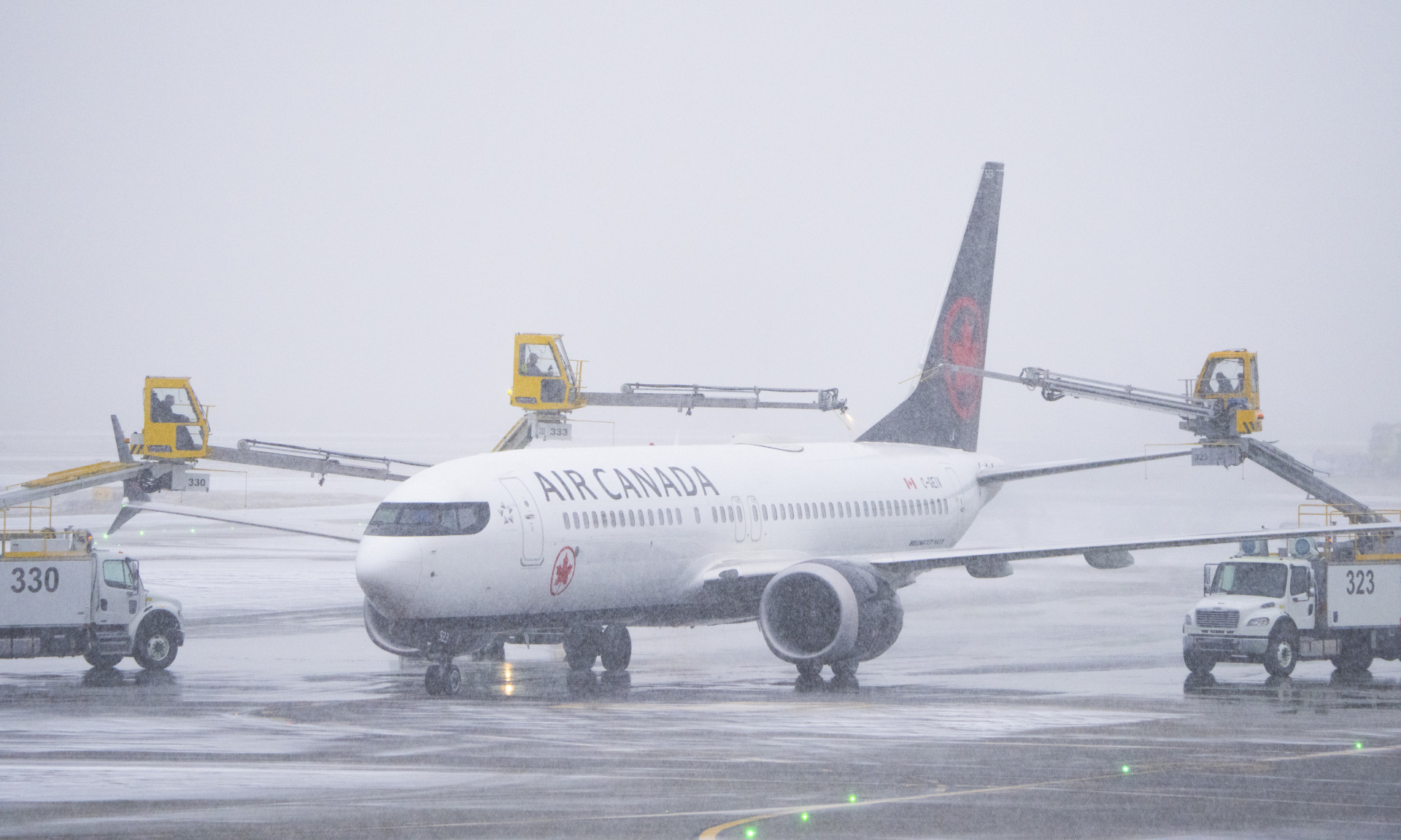 Fact Sheet: Snow and Ice Control at YVR