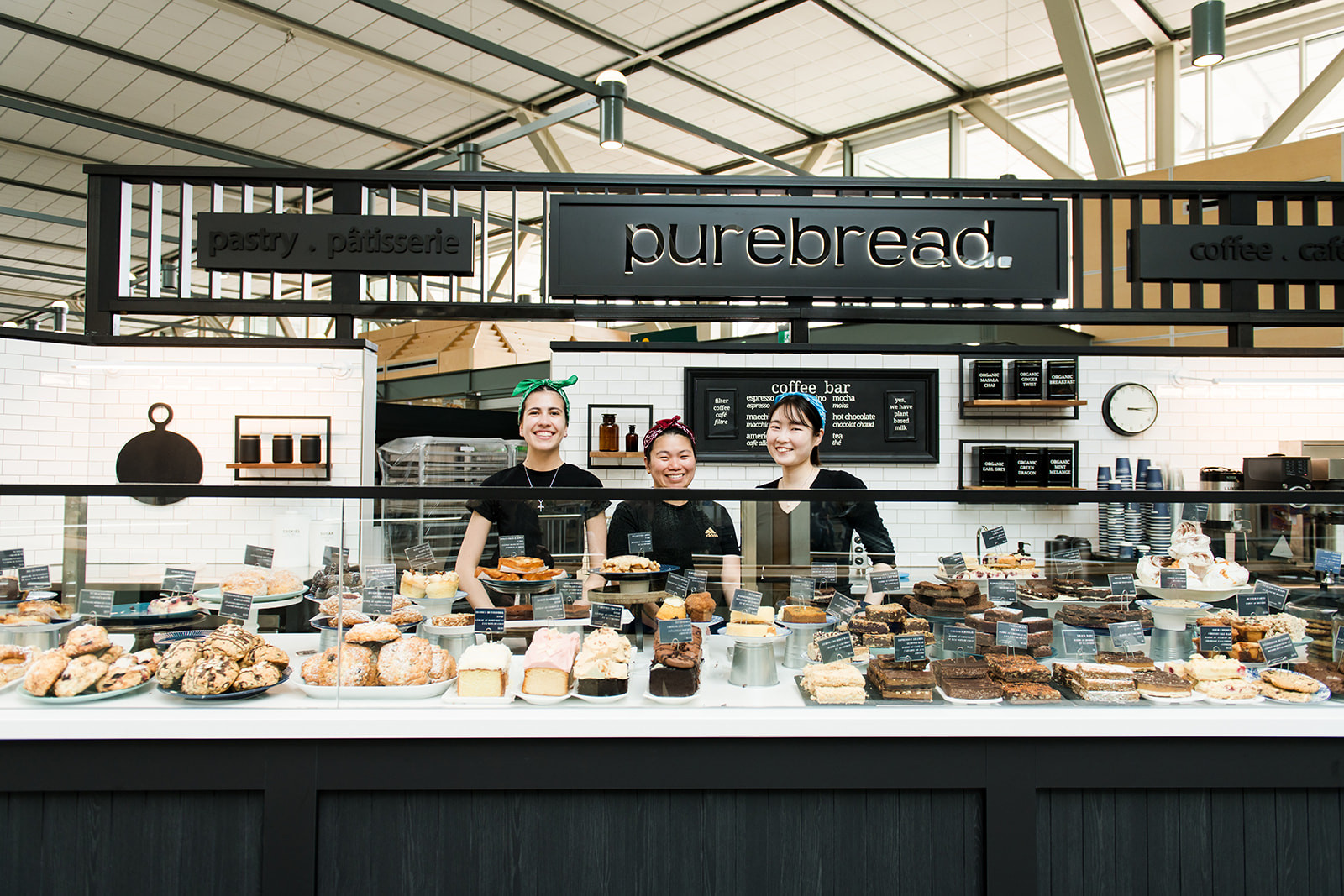 YVR welcomes local bakery Purebread to the terminal