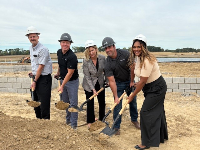 Del Webb Breaks Ground on 16,800-Square-Foot Lake House at Kensington Ridge