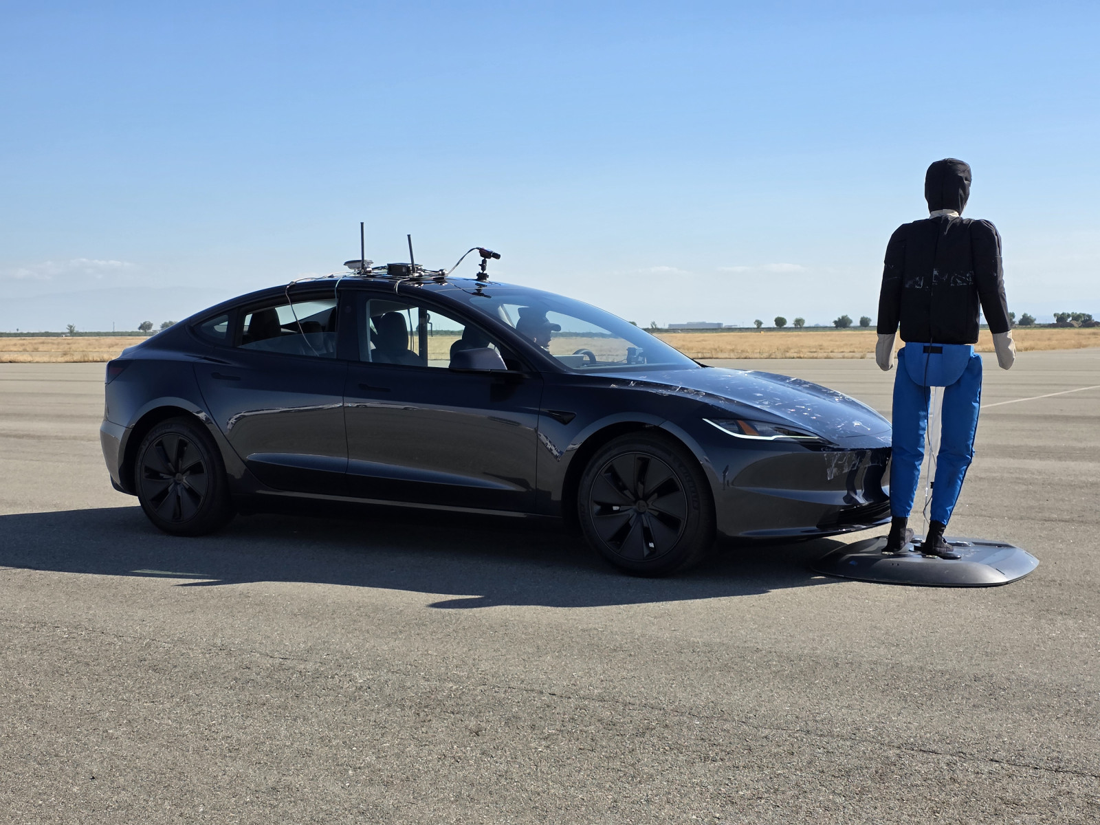 AAA Study Reveals Gaps in Pedestrian Braking Technology