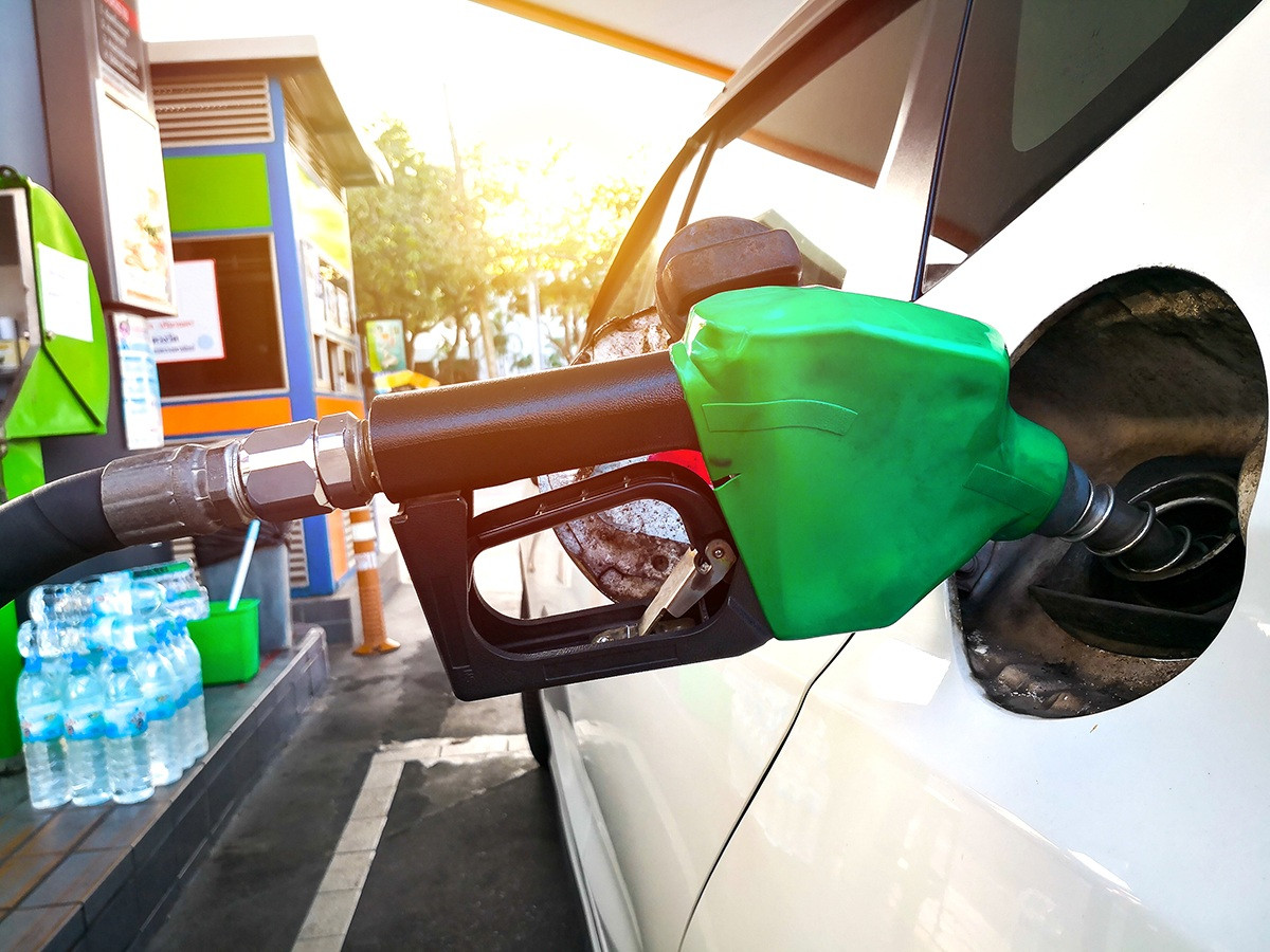Fall Brings Cooler Temps and Lower Pump Prices in Georgia