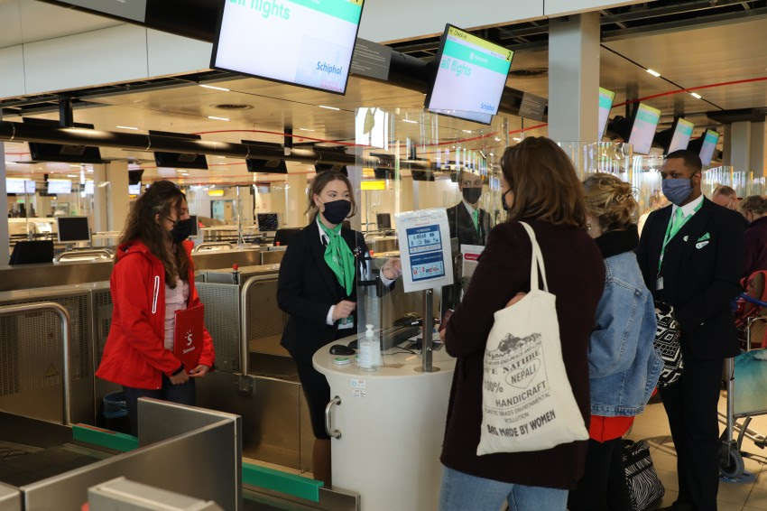 First holiday pilot flight with enthusiastic passengers took off