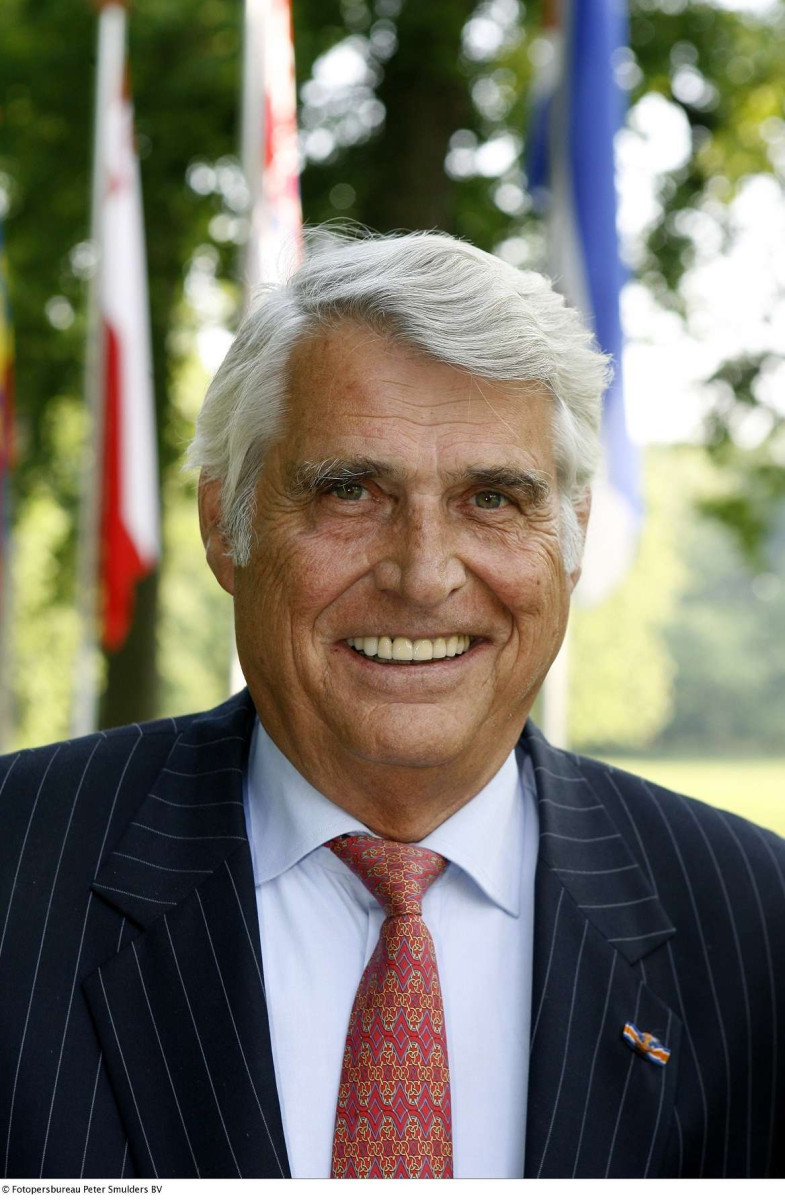 Presentation of the Peter J. Legro Award 2020