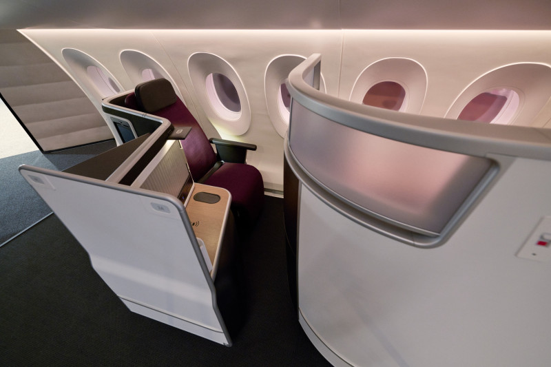 SWISS presents new First and Business Class seats and announces first ...