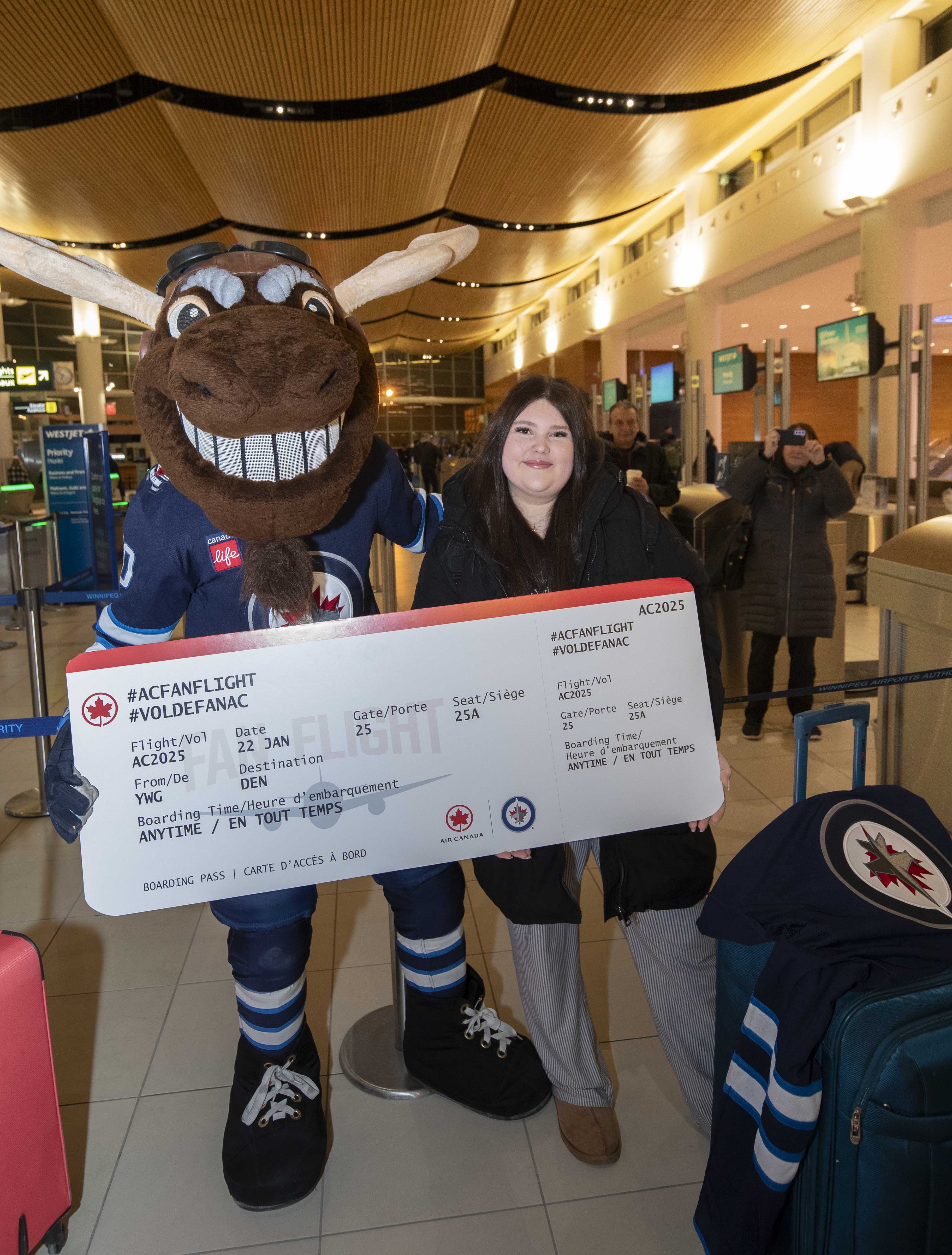 The Air Canada Foundation helps young sports fans experience a once-in ...