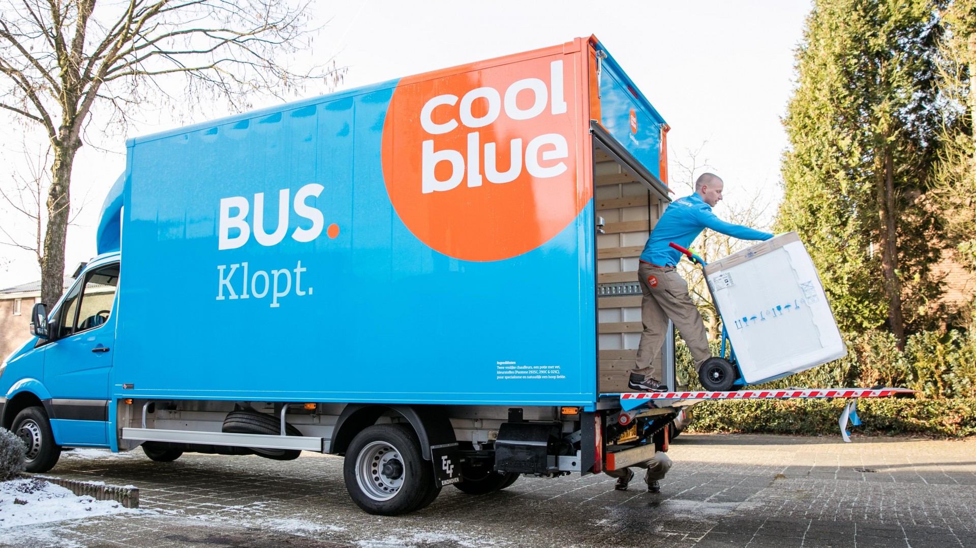 Jaarcijfers Coolblue: omzet groeide in 2016 met 55% naar 857 miljoen euro