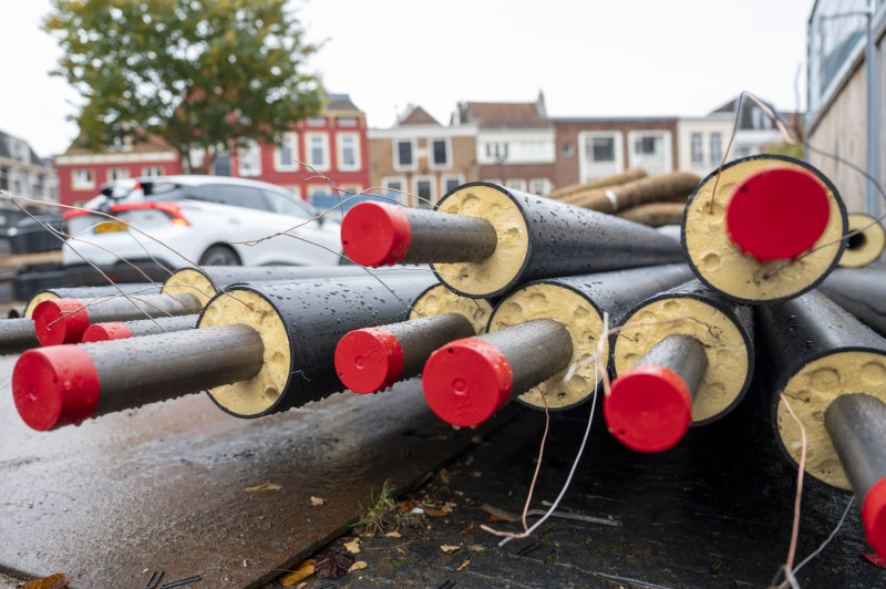 Archaeological treasures found under Neude during work by Eneco