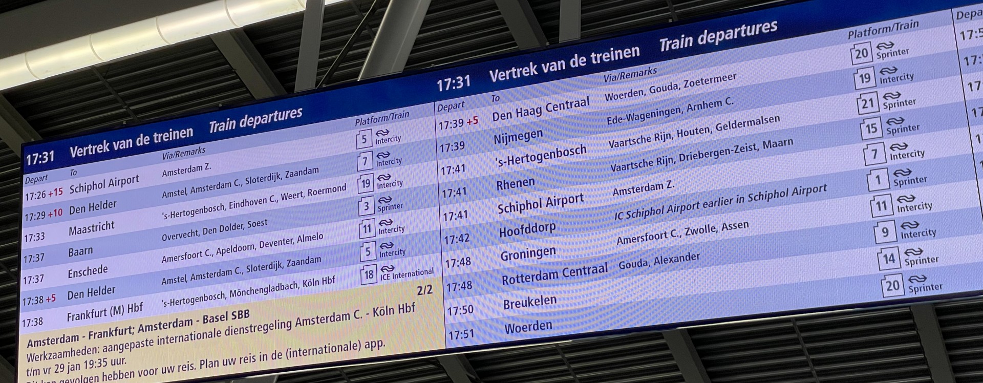 'Klapperbord’ na tien jaar terug op station Utrecht Centraal