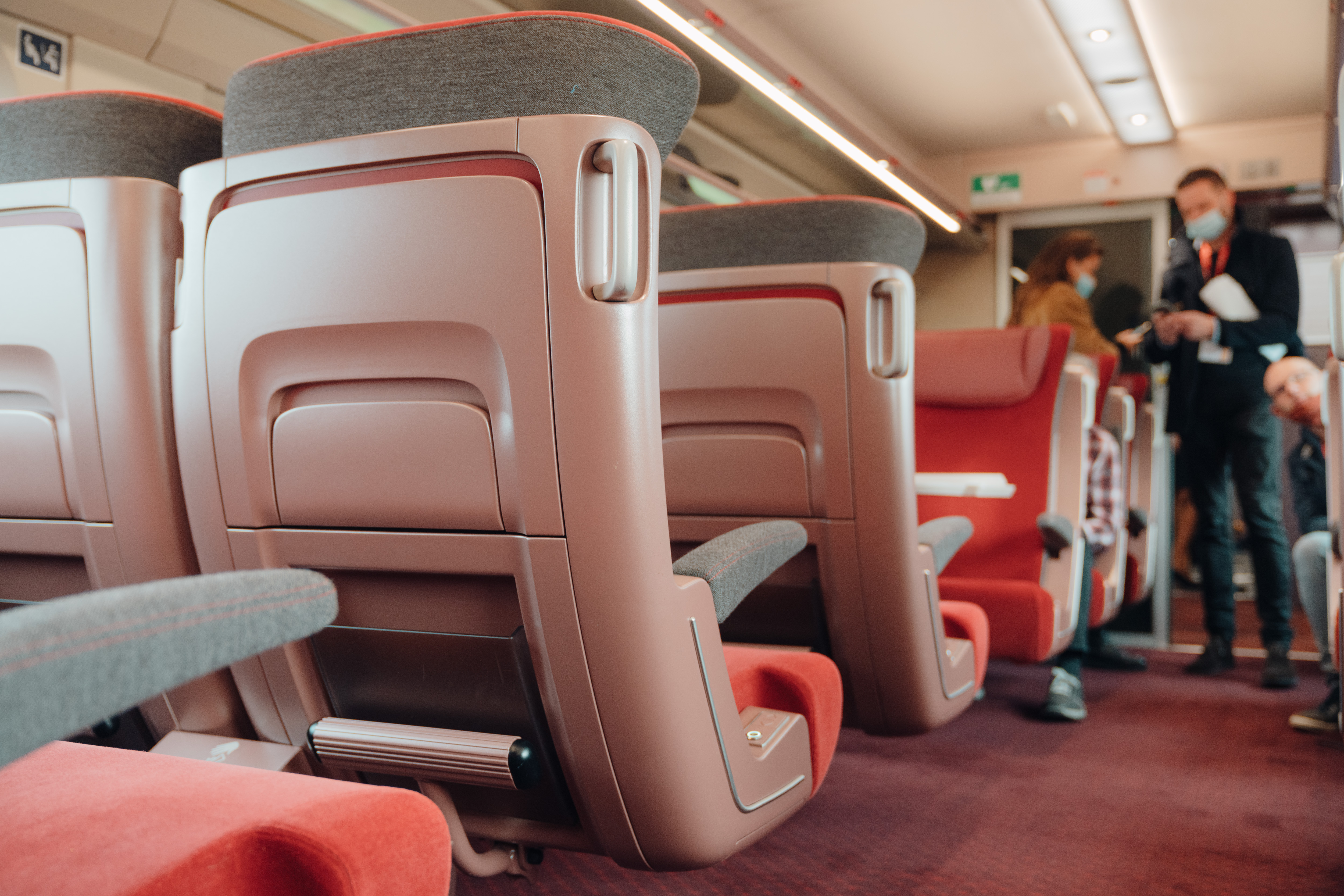 Eerste officiële rit voor vernieuwde Thalys vanaf Amsterdam Centraal