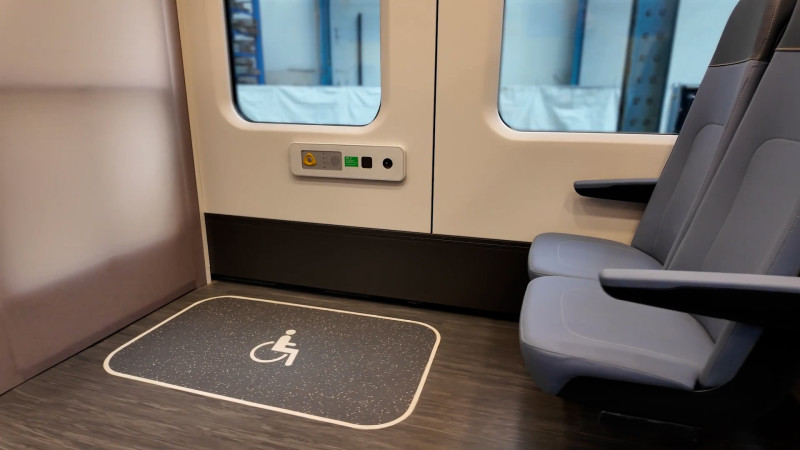 NS presenteert nieuwe dubbeldekker