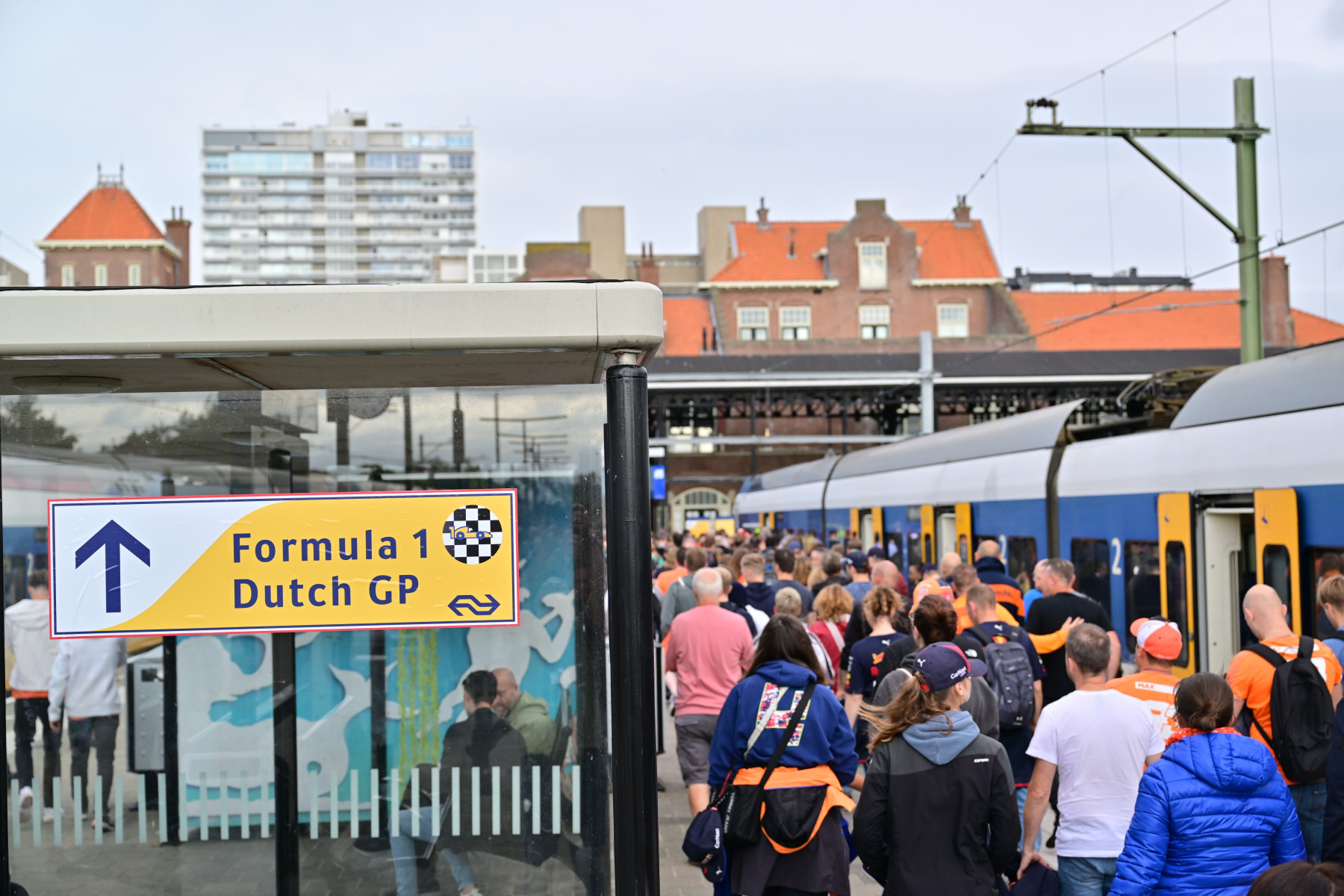 F1-weekend van start: NS rijdt iedere 5 minuten trein naar Zandvoort