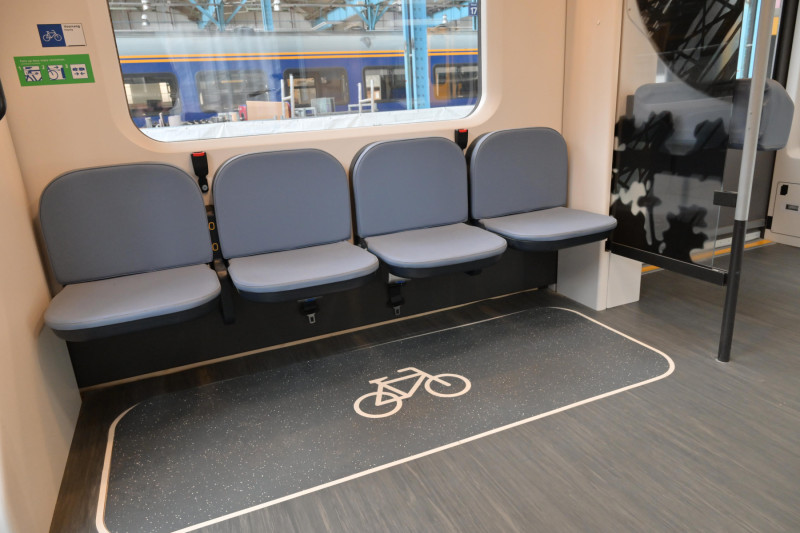 NS presenteert nieuwe dubbeldekker