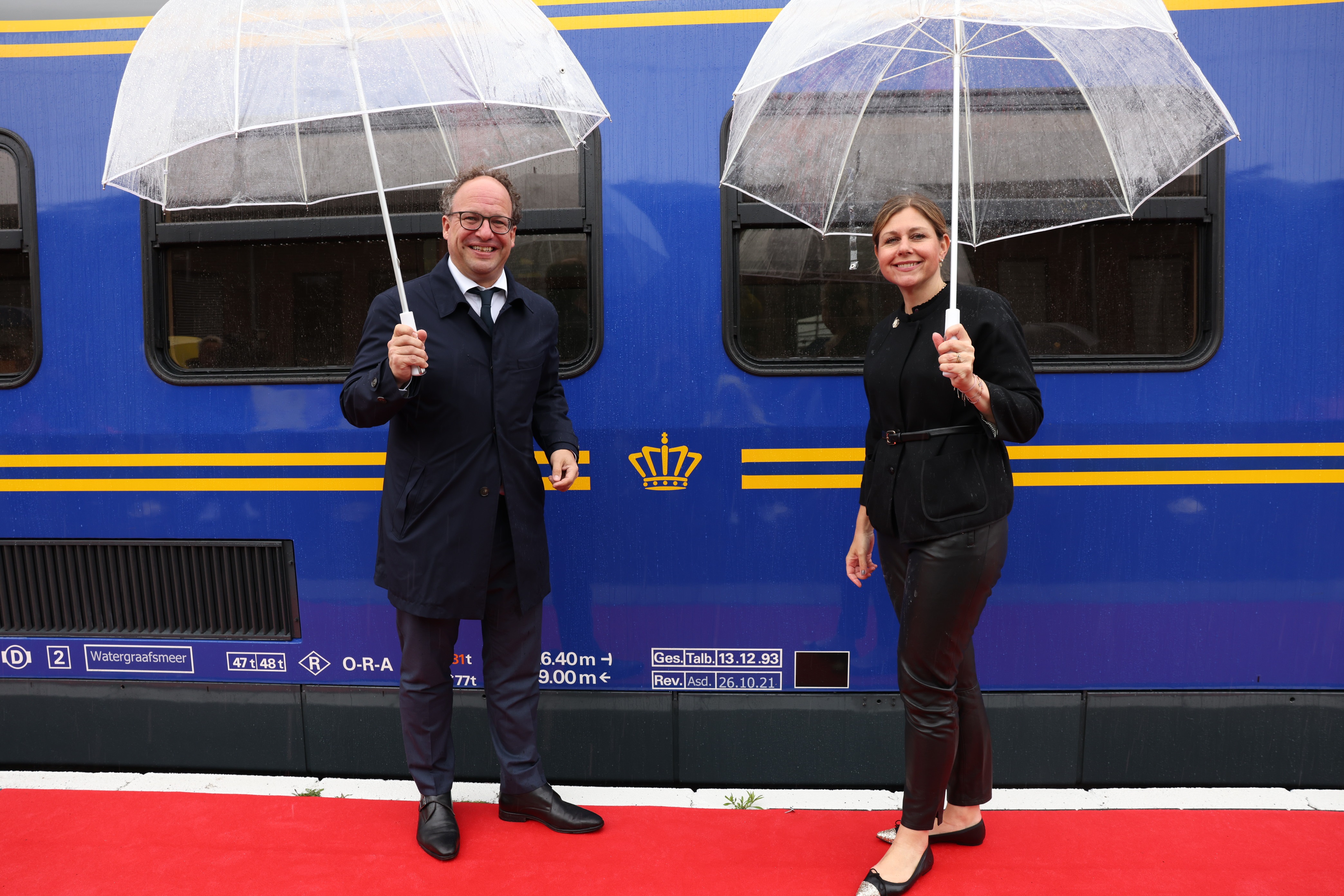 Koninklijk rijtuig overgedragen aan Spoorwegmuseum