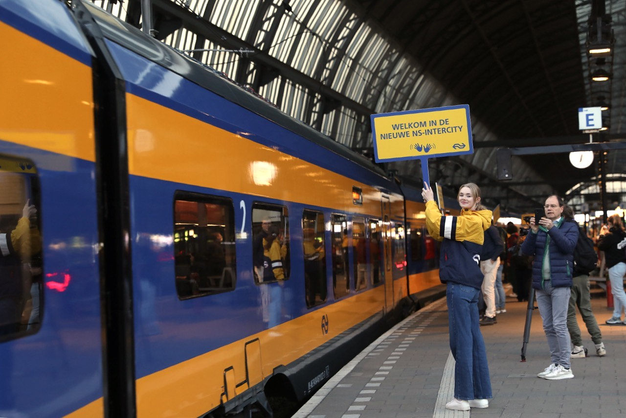 Nieuwe NS-Intercity debuteert tussen Amsterdam en Rotterdam