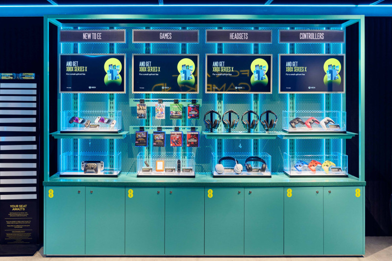 EE OPENS SECOND EXPERIENCE STORE IN MANCHESTER, THE UK’S MOST PLUGGED ...