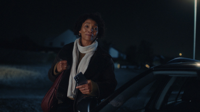 EE celebrates connection in first ever Christmas campaign, Hosting ...