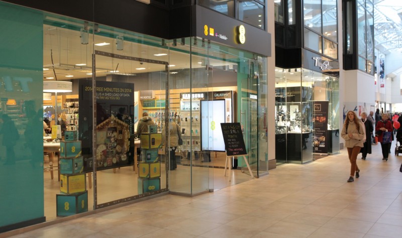 EE brings superfast 4G to 29 more towns and cities in time for Christmas