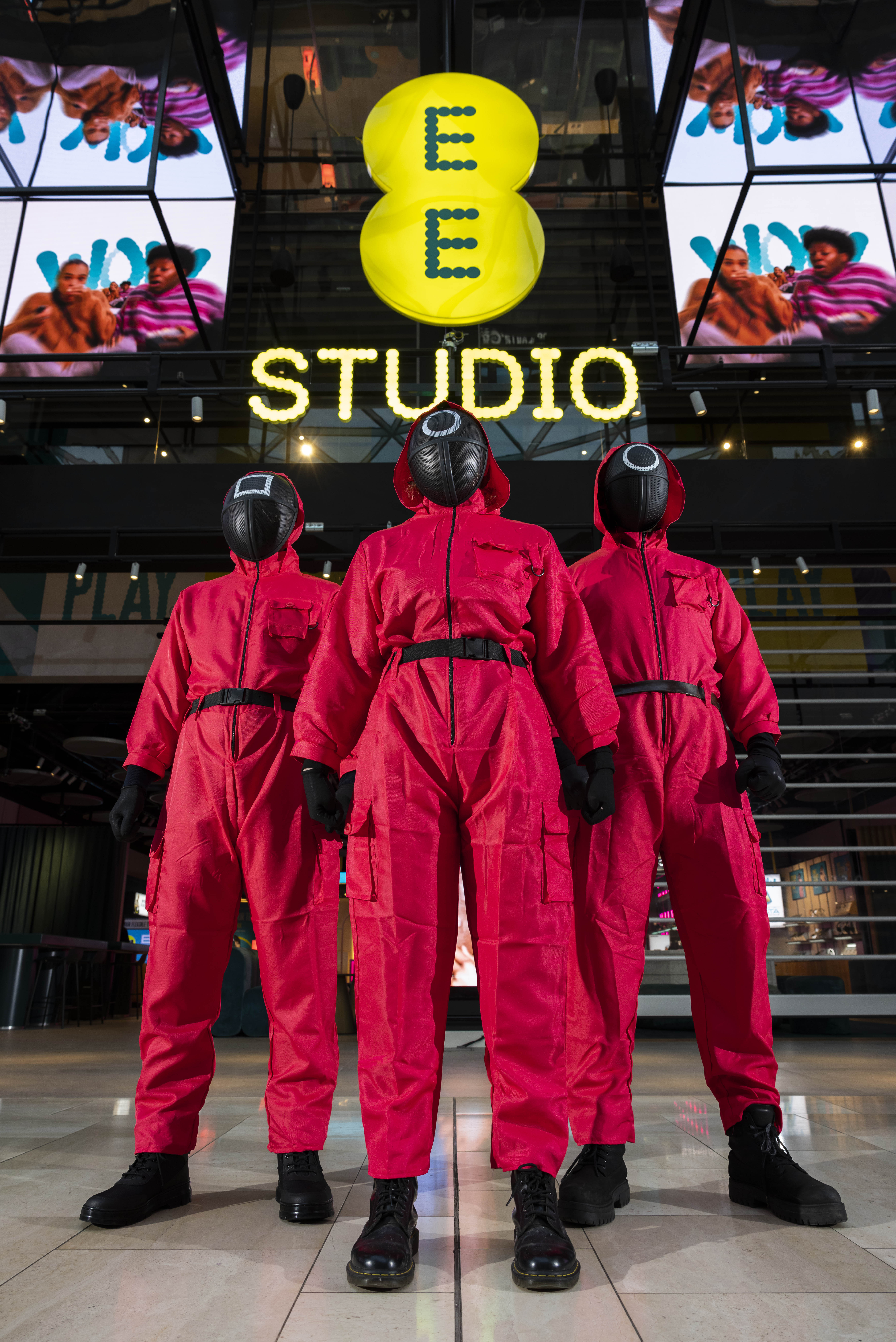 LET THE GAMES BEGIN: EE AND NETFLIX LAUNCH EXCLUSIVE SQUID GAME 2 ...