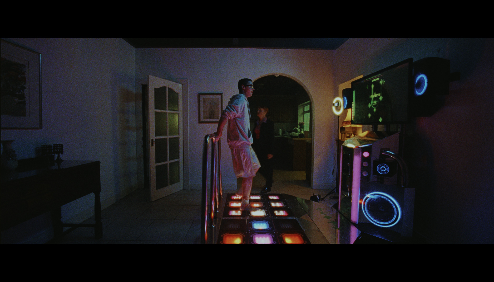 New EE brand campaign shows how everything you love works better with ...