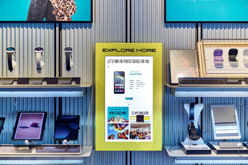 EE OPENS SECOND EXPERIENCE STORE IN MANCHESTER, THE UK’S MOST PLUGGED ...