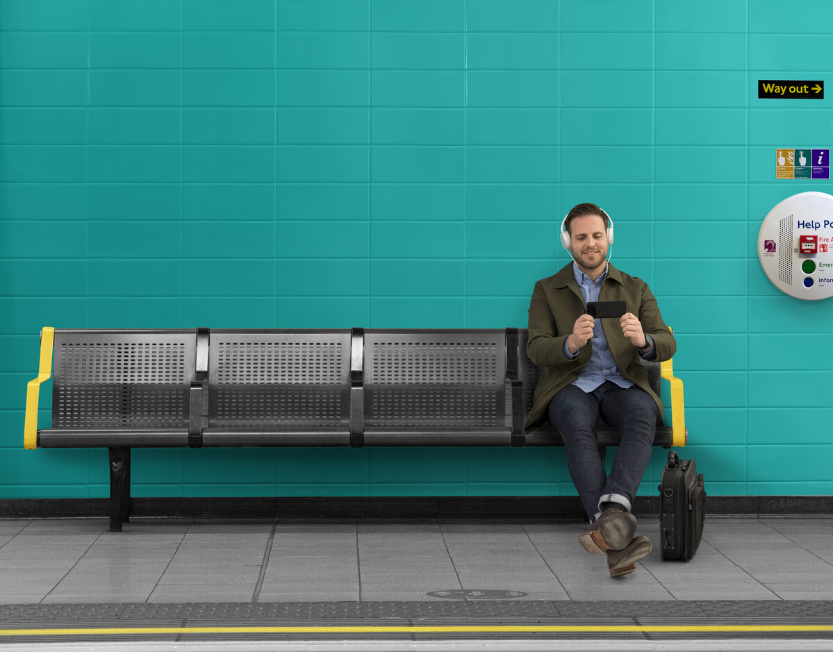 EE BRINGS FIRST 4G CONNECTIVITY TO NEW WAVE OF LONDON UNDERGROUND STATIONS