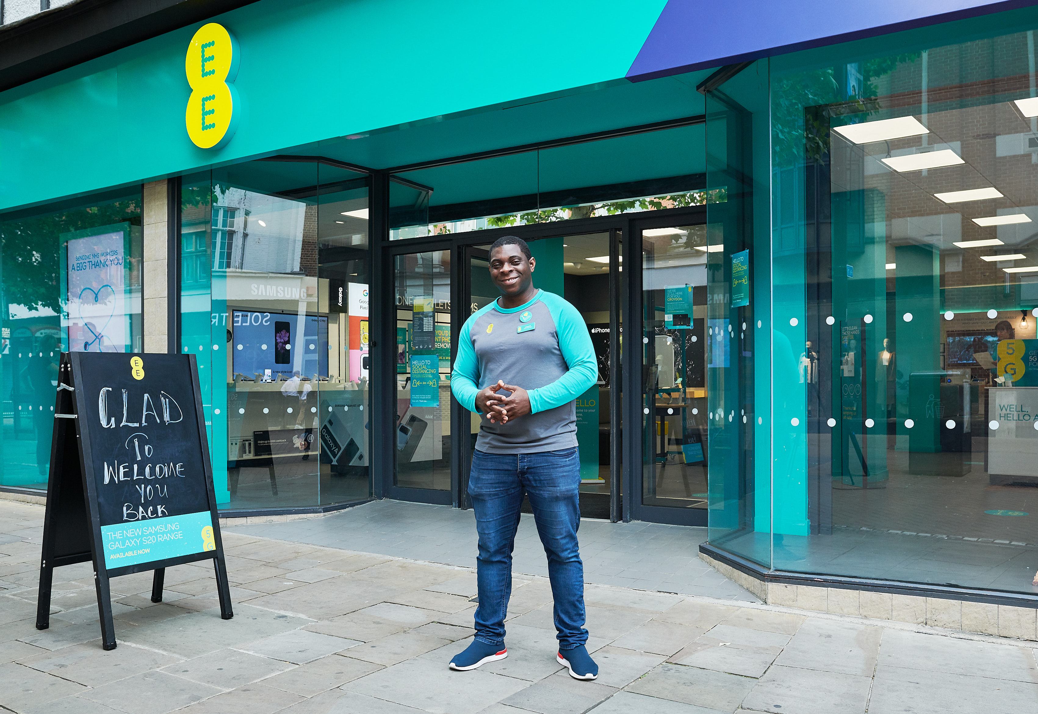 EE stores to remain open for longer to meet surge in demand for face-to ...