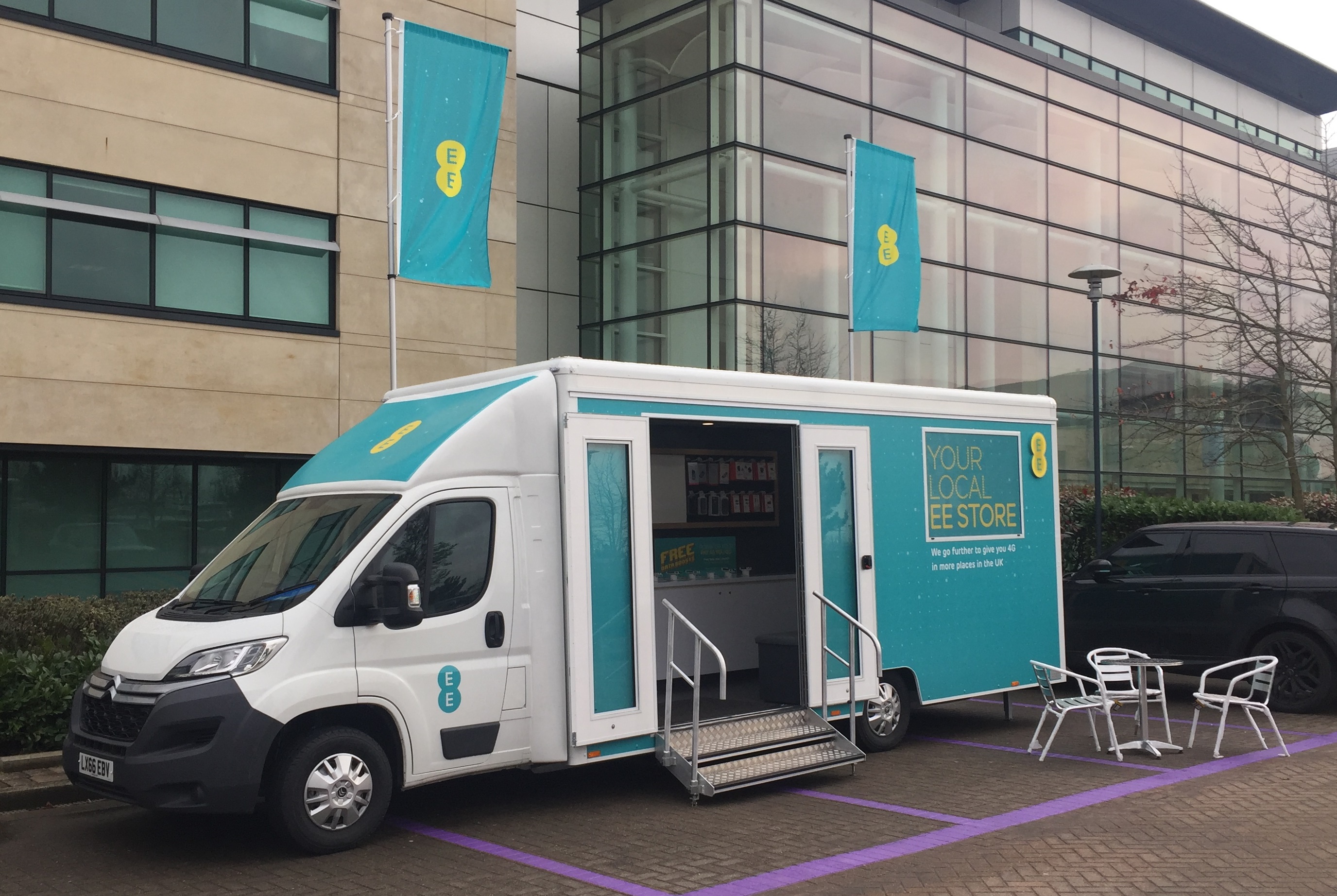 EE brings personal service to more customers than ever with 100 new ...