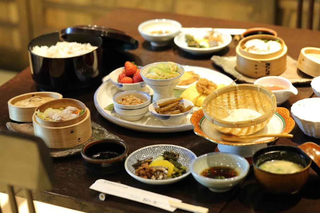 Descubre nuevos sabores y culturas en un viaje gastronómico junto a ...