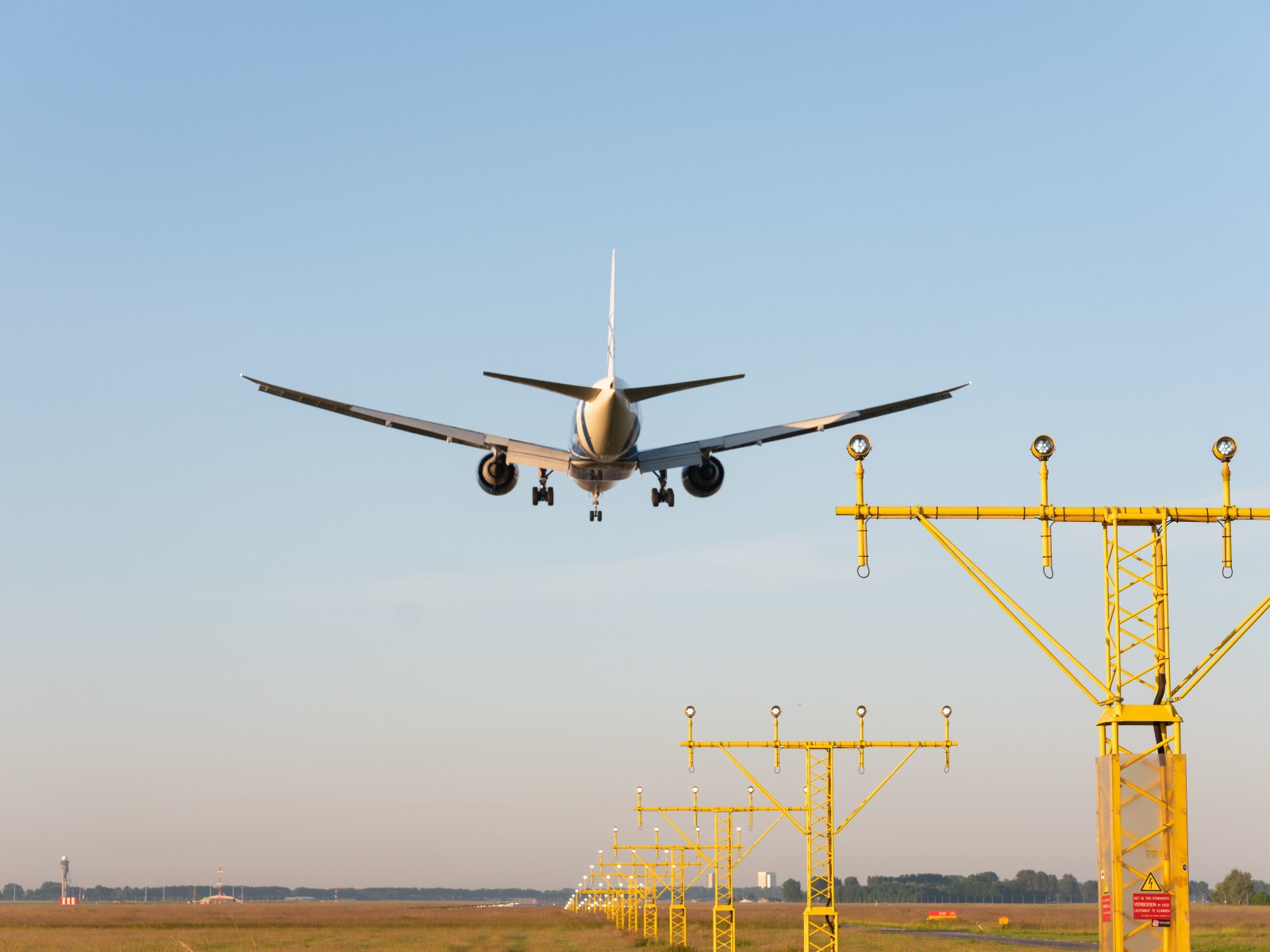 New take-off and landing rights regulations to help reduce crowding at ...
