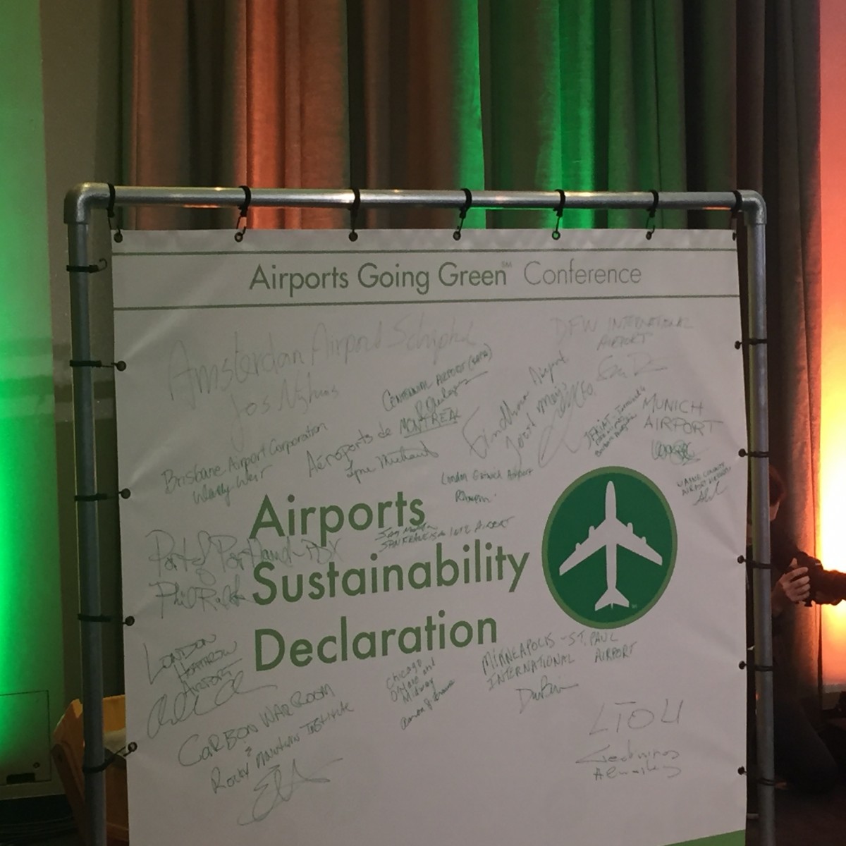 International Airports Sustainability Declaration signed at Schiphol