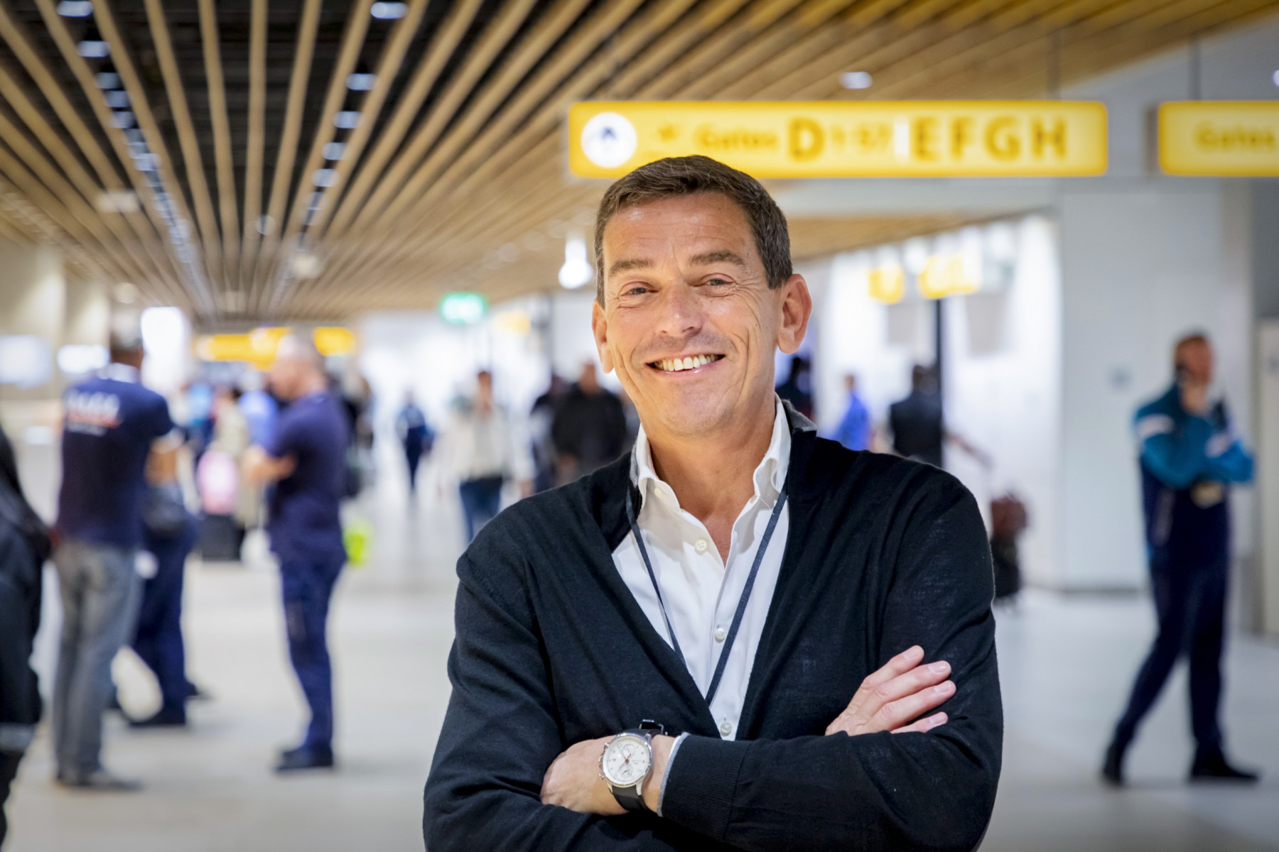 Sondag to stay on longer as interim CEO Royal Schiphol Group