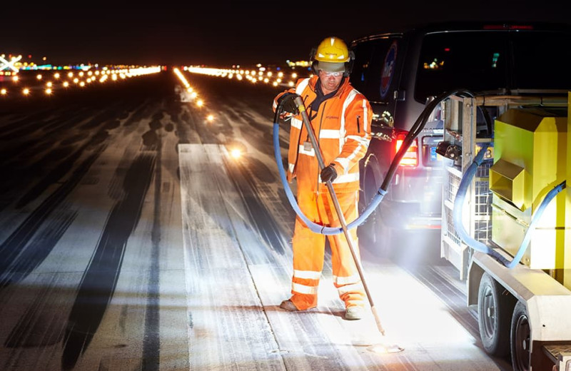 Kaagbaan Runway out of use for over nine weeks due to large-scale renewal