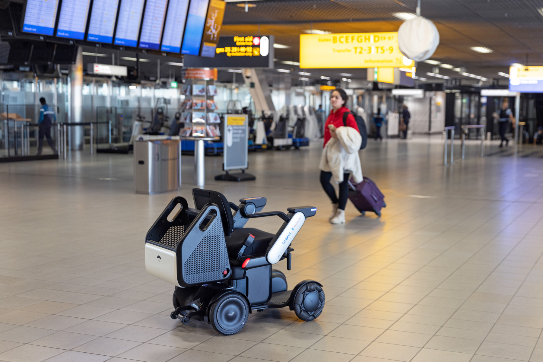 Schiphol continues trial with autonomous mobility vehicles