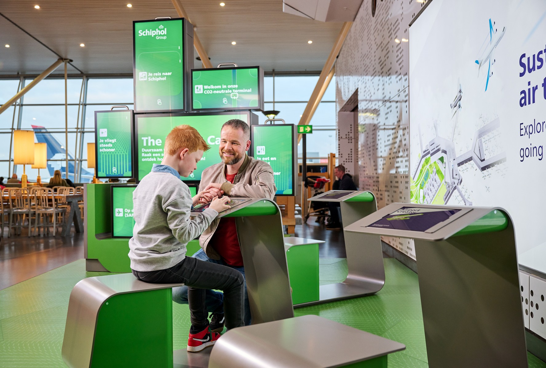 Schiphol makes airport of the future tangible for passengers