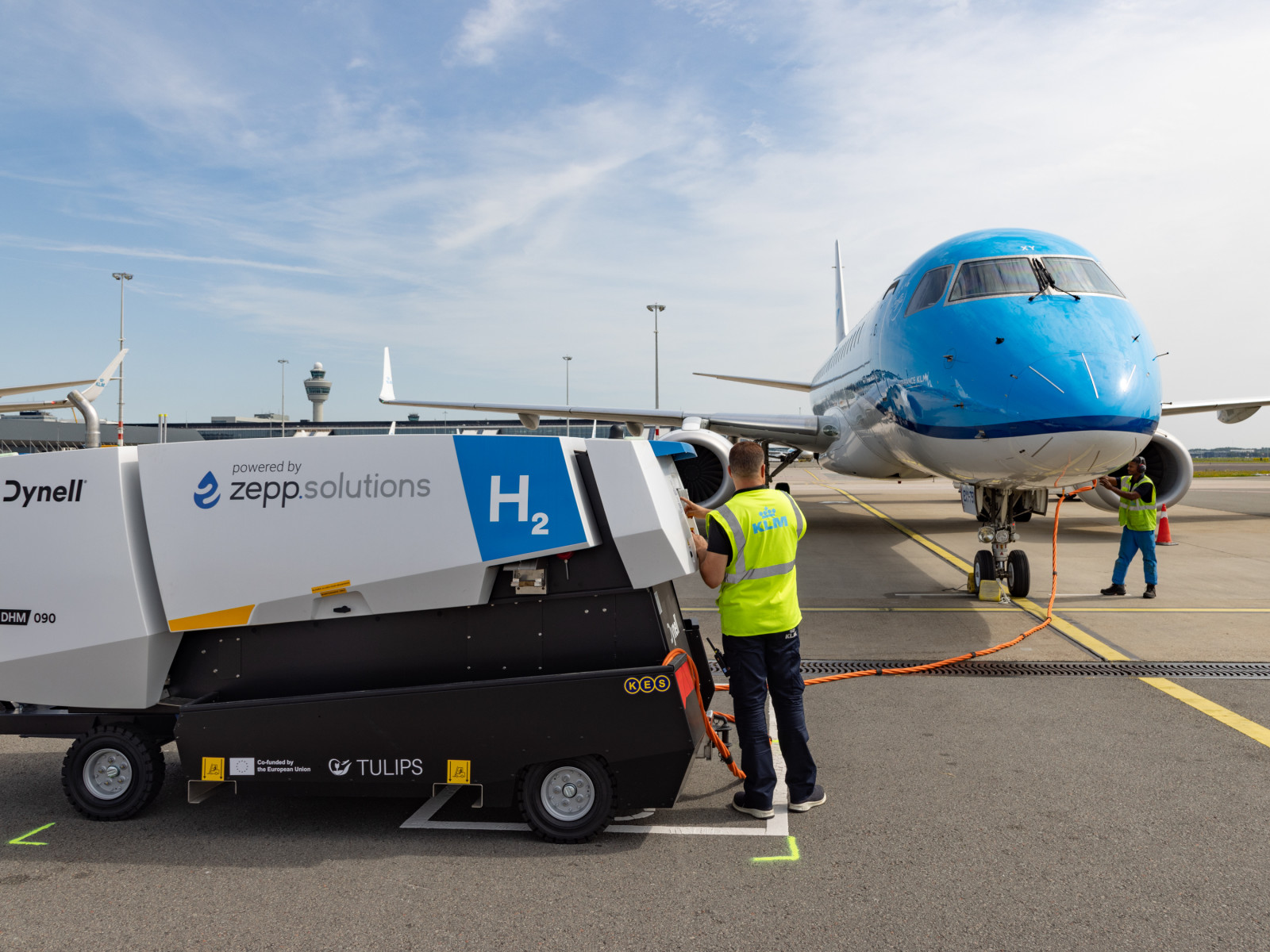 World first at Schiphol: airport tests the first hydrogen GPU