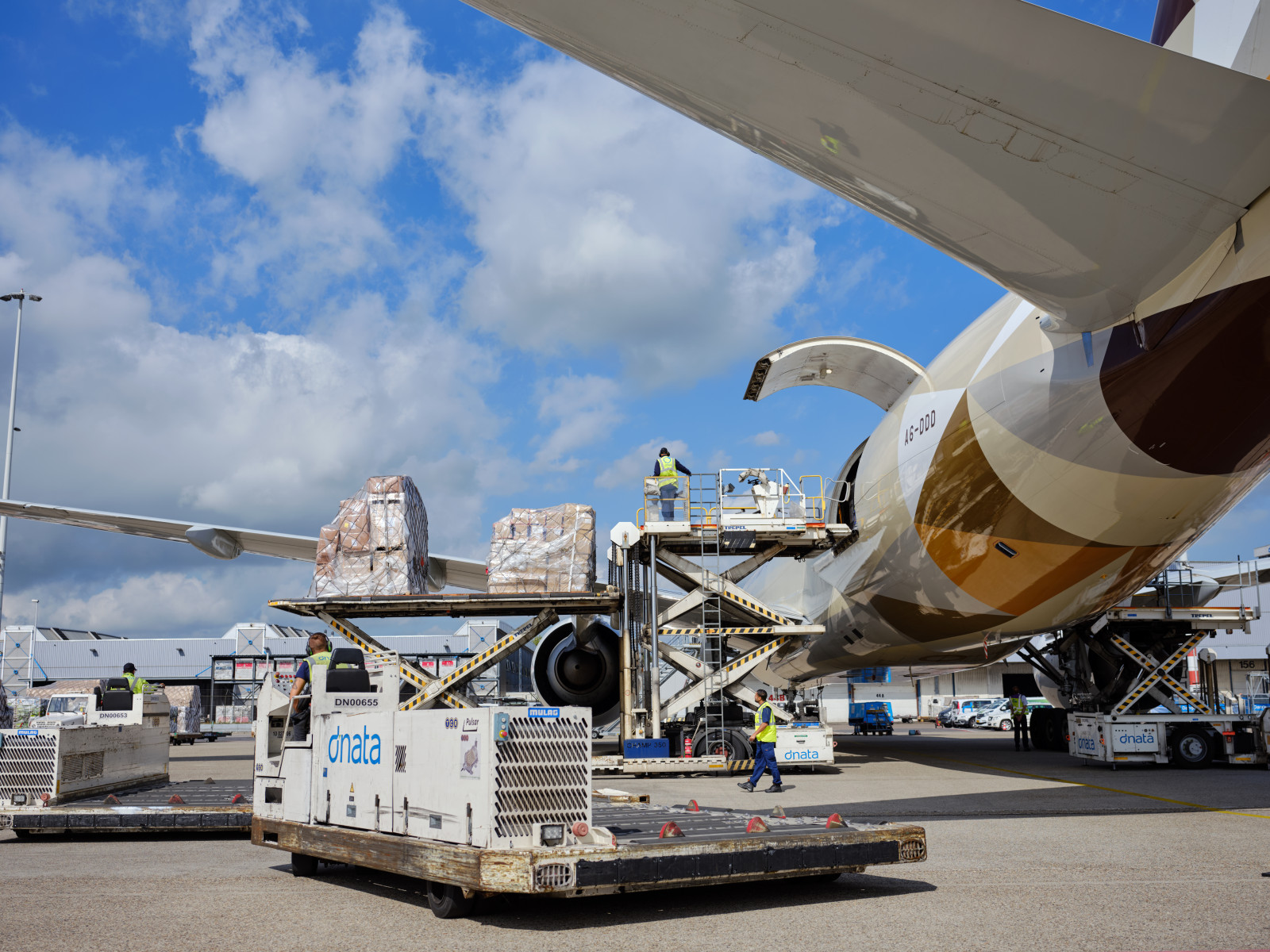 Schiphol air cargo community fighting back against criminal undermining